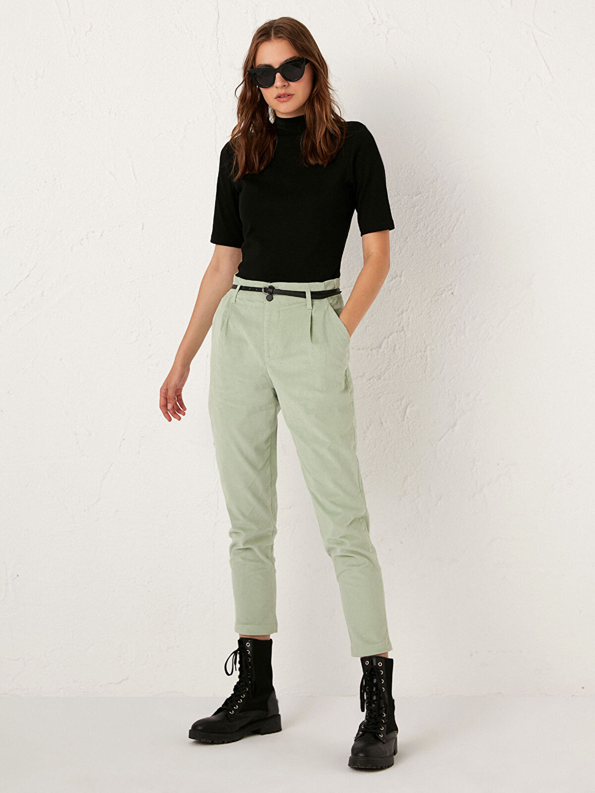 Beli Kemerli Havuç Pantolon