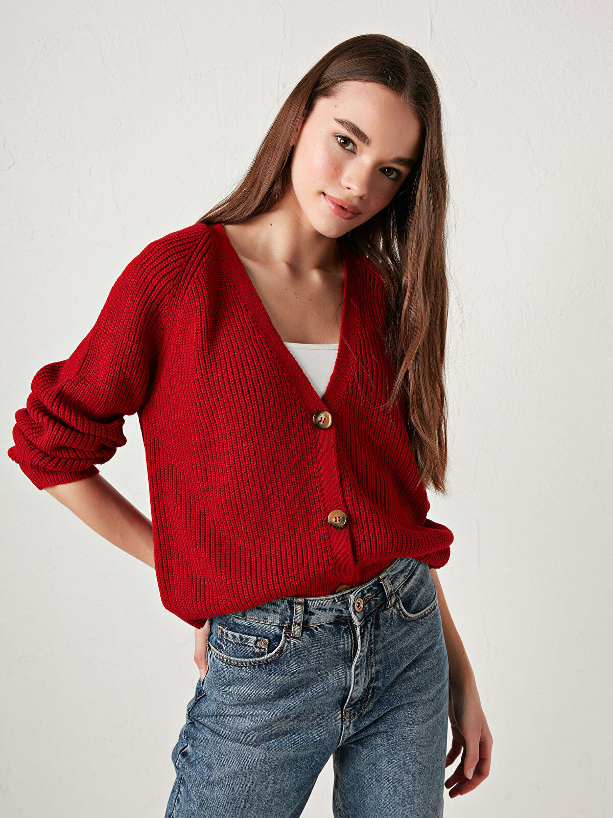 V Yaka Akrilik Triko Hırka