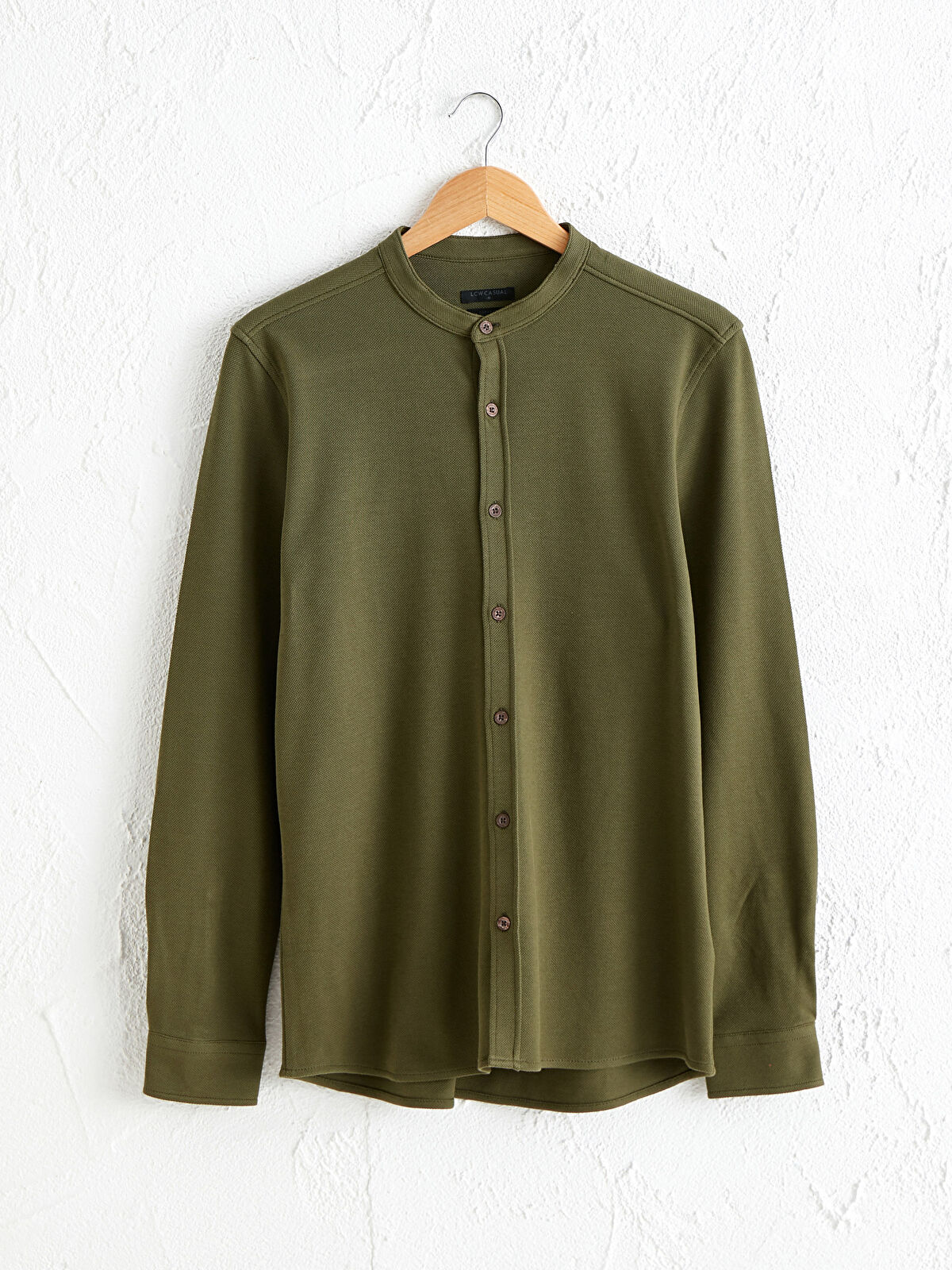 Slim Fit Hakim Yaka Uzun Kollu Gömlek