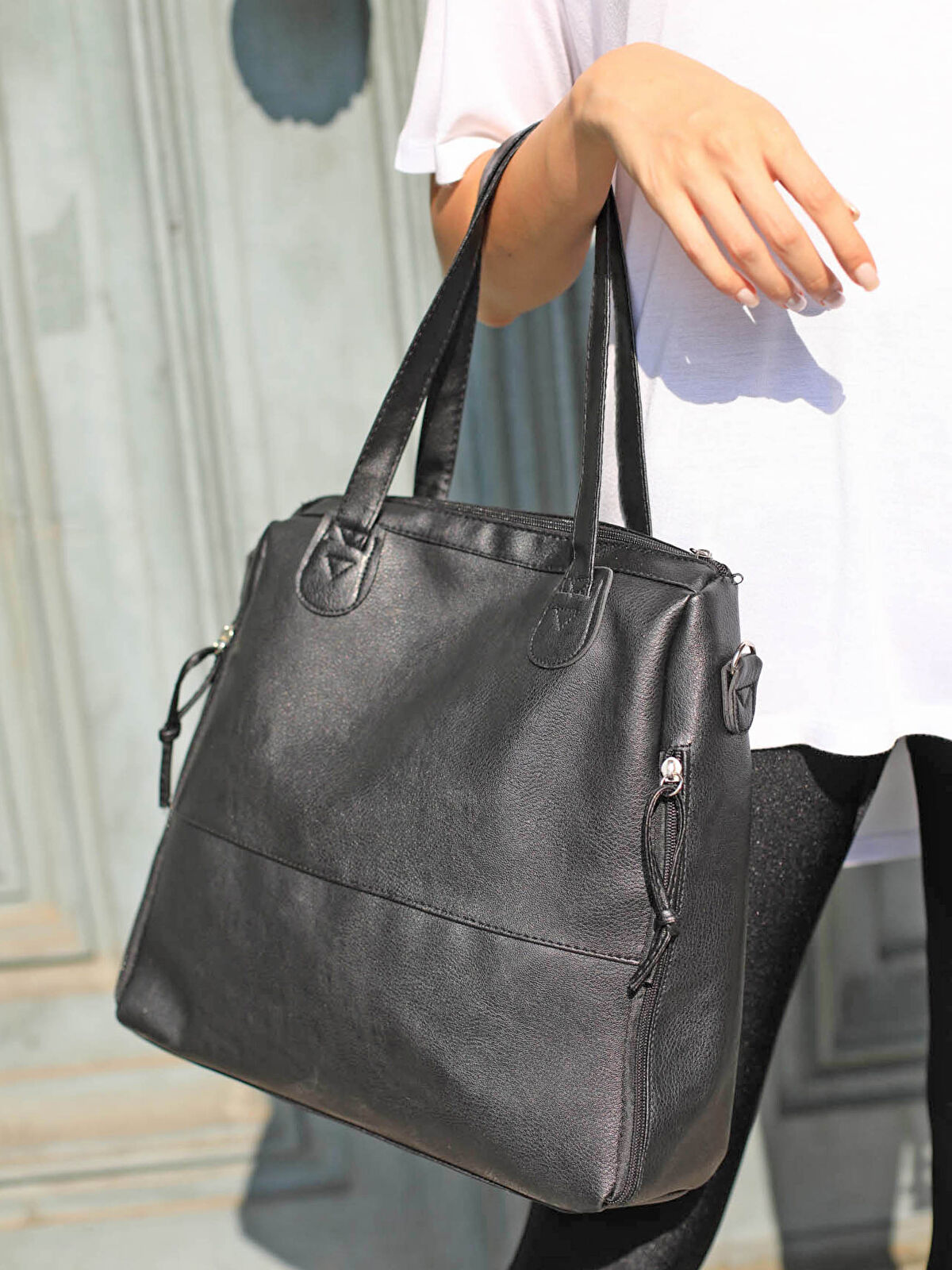 MOON ÇANTA Fermuar Detaylı Kol ve Omuz Çantası