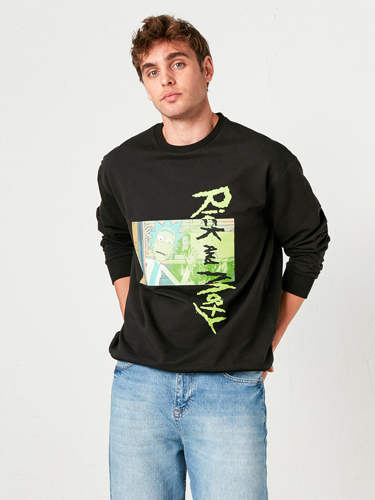 Bisiklet Yaka Ricky ve Morty Baskılı Kalın Sweatshirt Bisiklet Yaka Ricky ve Morty Baskılı Kalın Sweatshirt