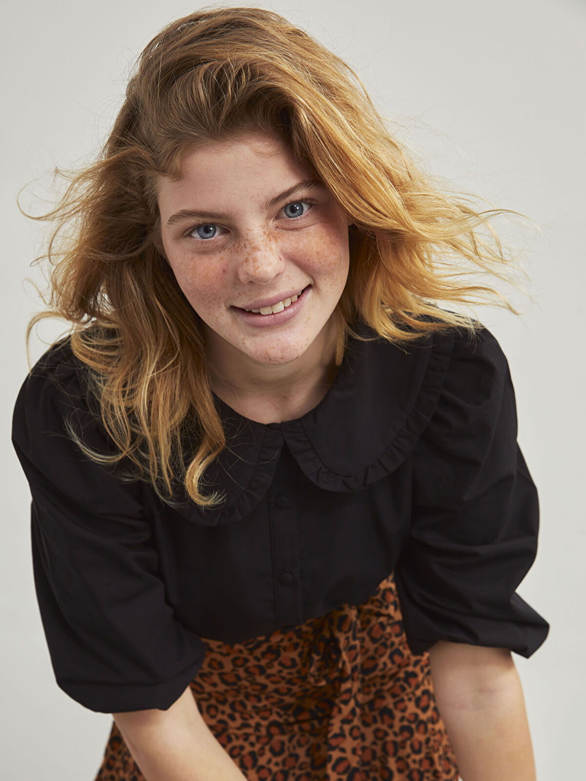 XSIDE Yakası Fırfır Detaylı Poplin Gömlek