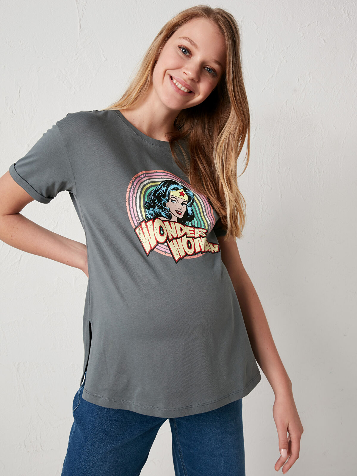 Wonder Woman Baskılı Hamile Pamuklu Tişört Wonder Woman Baskılı Hamile Pamuklu Tişört