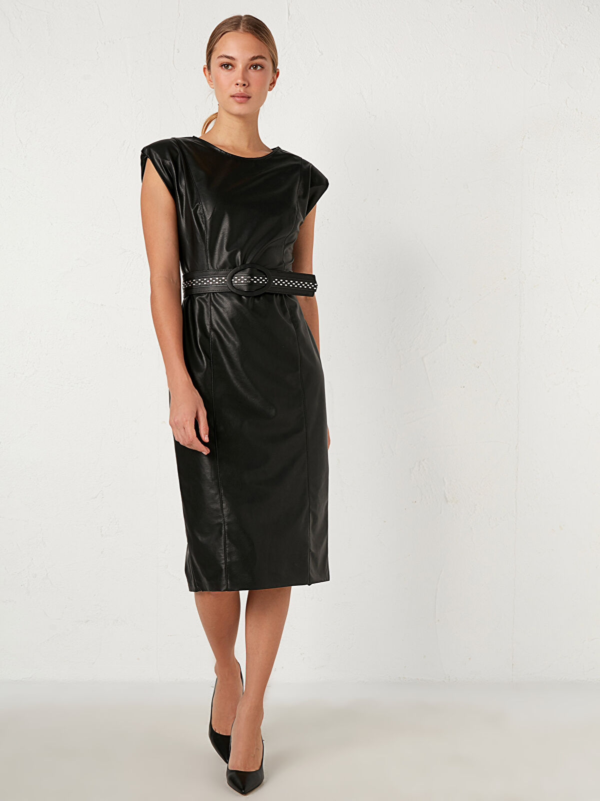 Deri Görünümlü Elbise