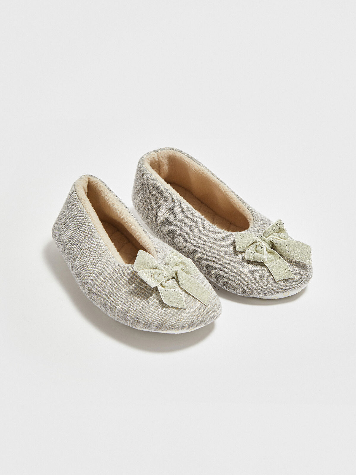 Kadın Fiyonk Detaylı  Ev Patiği