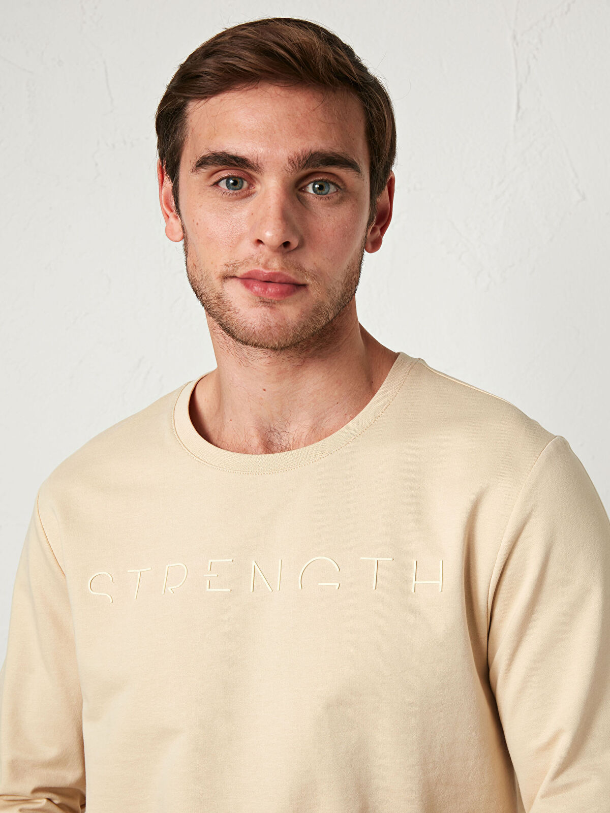 Rahat Kalıp Bisiklet Yaka İnce Sweatshirt