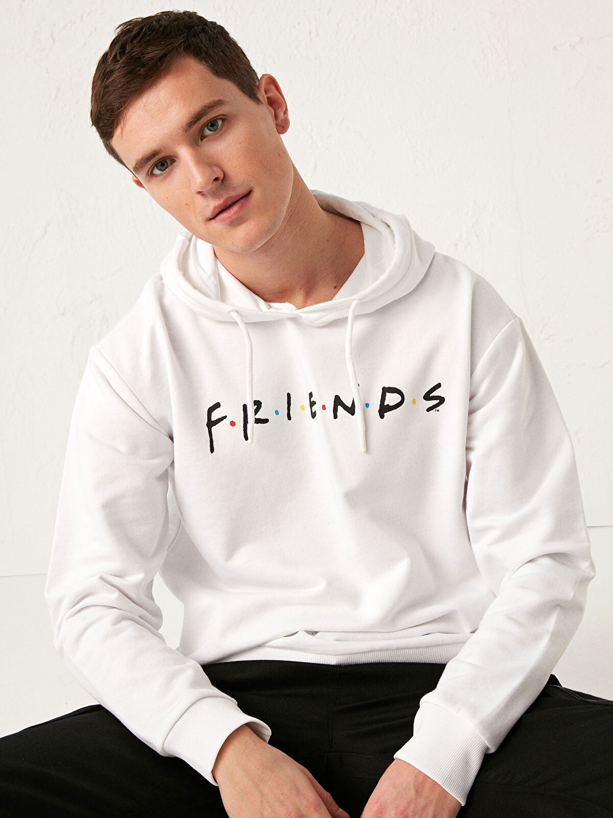 Kapüşonlu Friends Baskılı Kalın Sweatshirt Kapüşonlu Friends Baskılı Kalın Sweatshirt