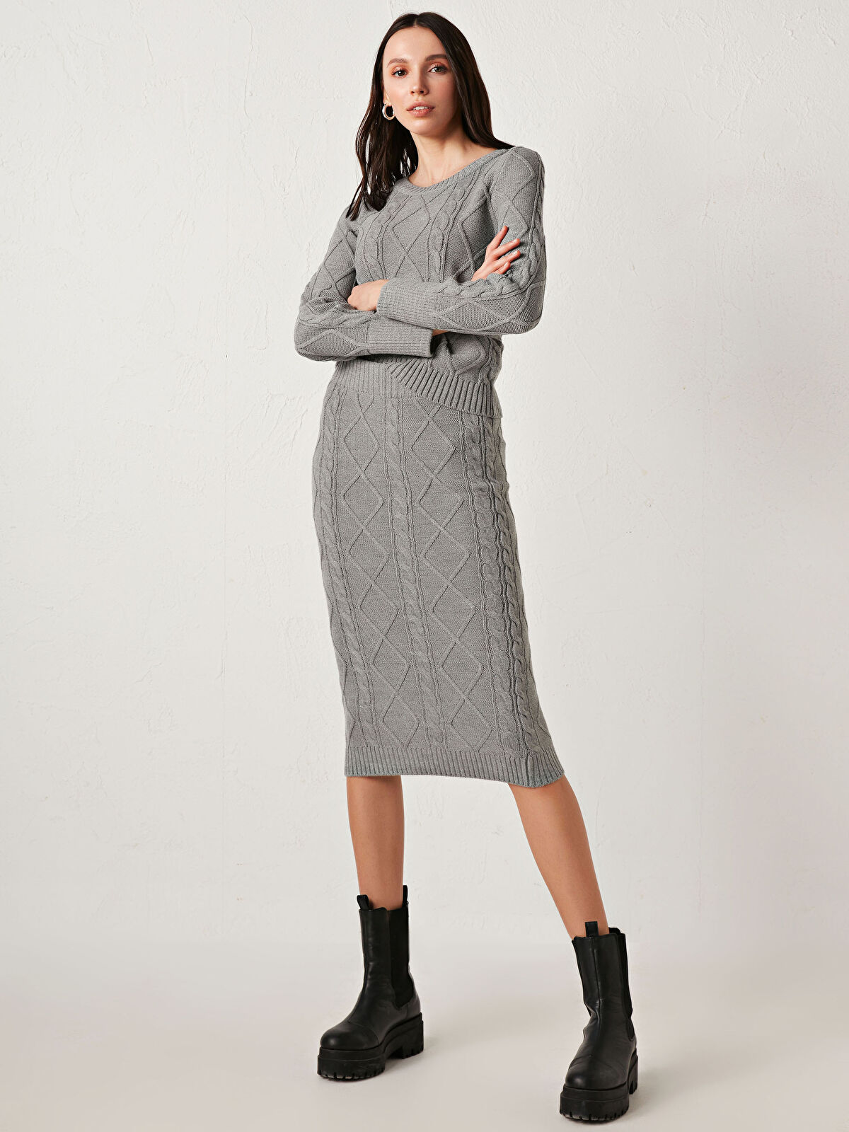 Akrilik Örgü Desenli Etek