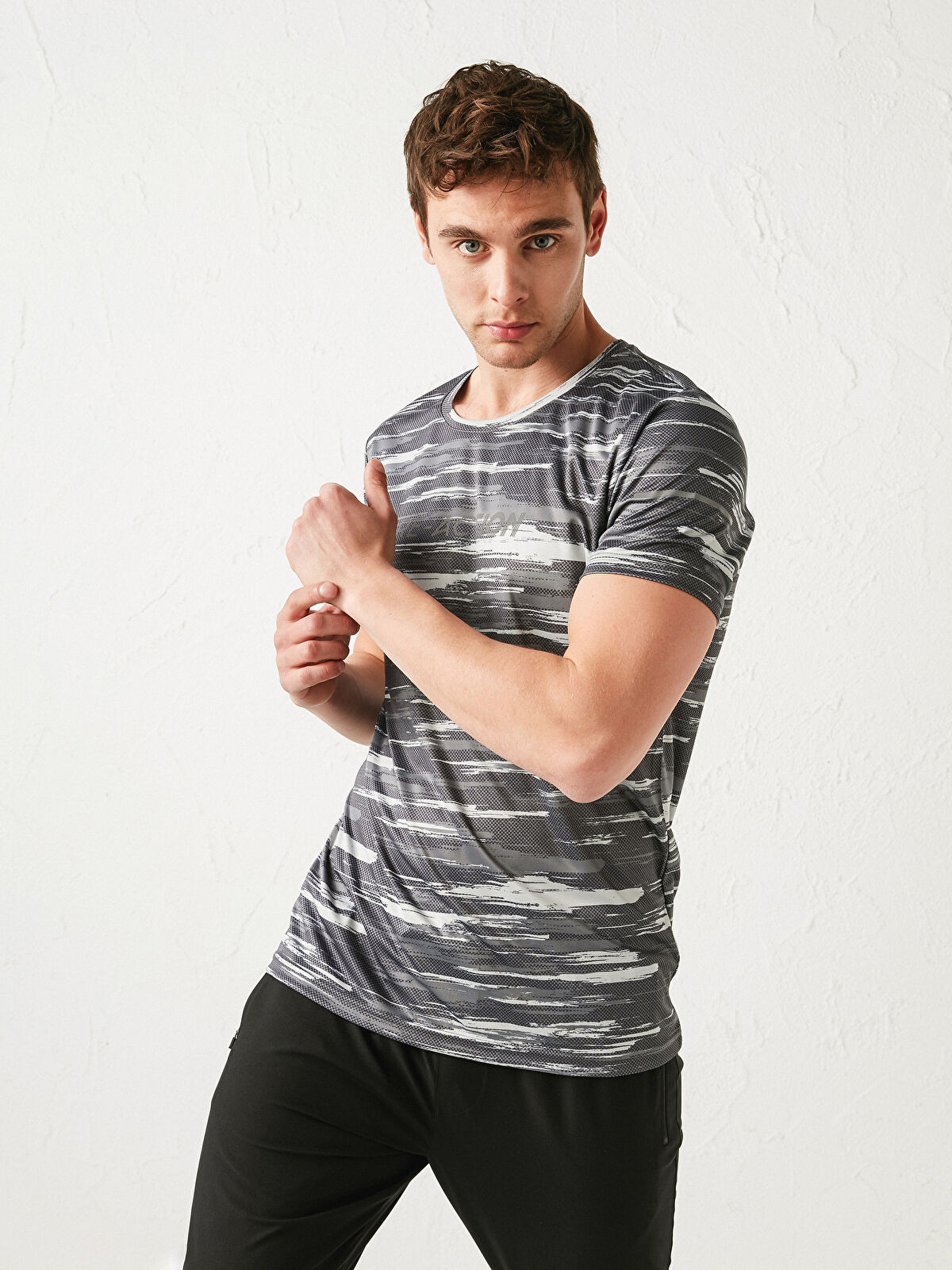 Bisiklet Yaka Kısa Kollu Aktif Spor Erkek Tişört