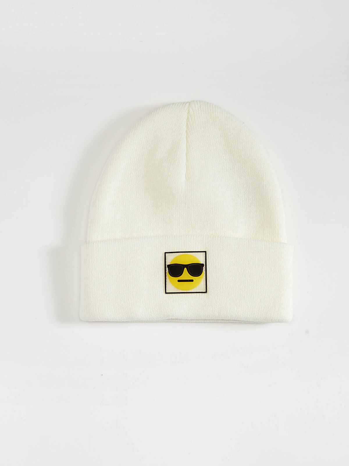 Kadın Emoji Etiketli Triko Bere