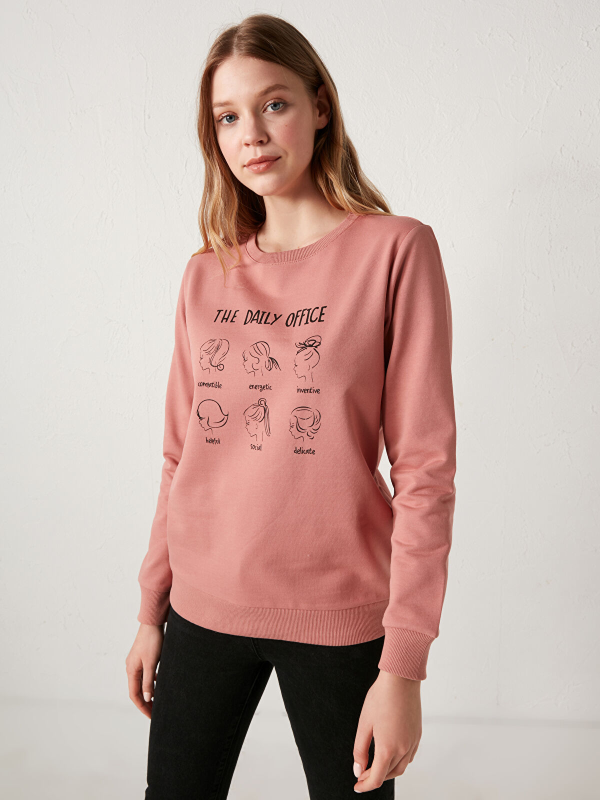 Standart Kalıp Bisiklet Yaka Baskılı Sweatshirt