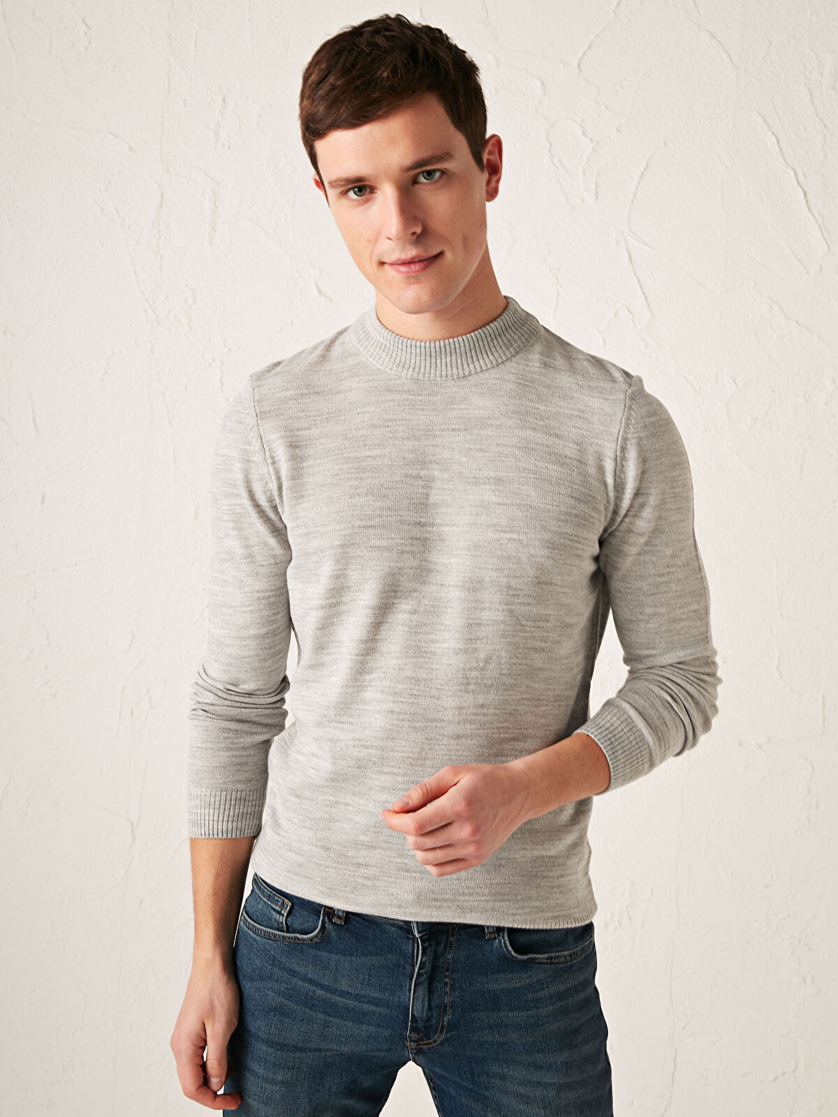 Yarım Balıkçı Yaka İnce Triko Kazak