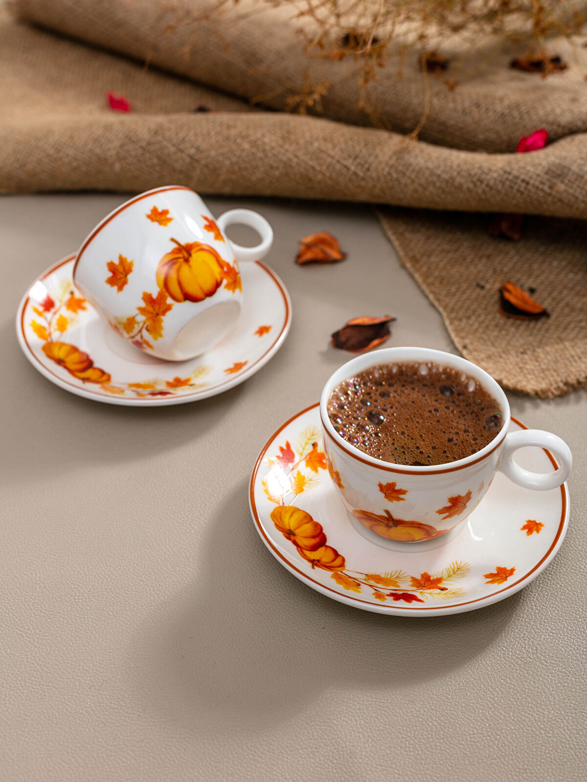 Bal Kabağı Baskılı Porselen Türk Kahvesi Fincan Seti 2'li 6x4 Cm Bal Kabağı Baskılı Porselen Türk Kahvesi Fincan Seti 2'li 6x4 Cm