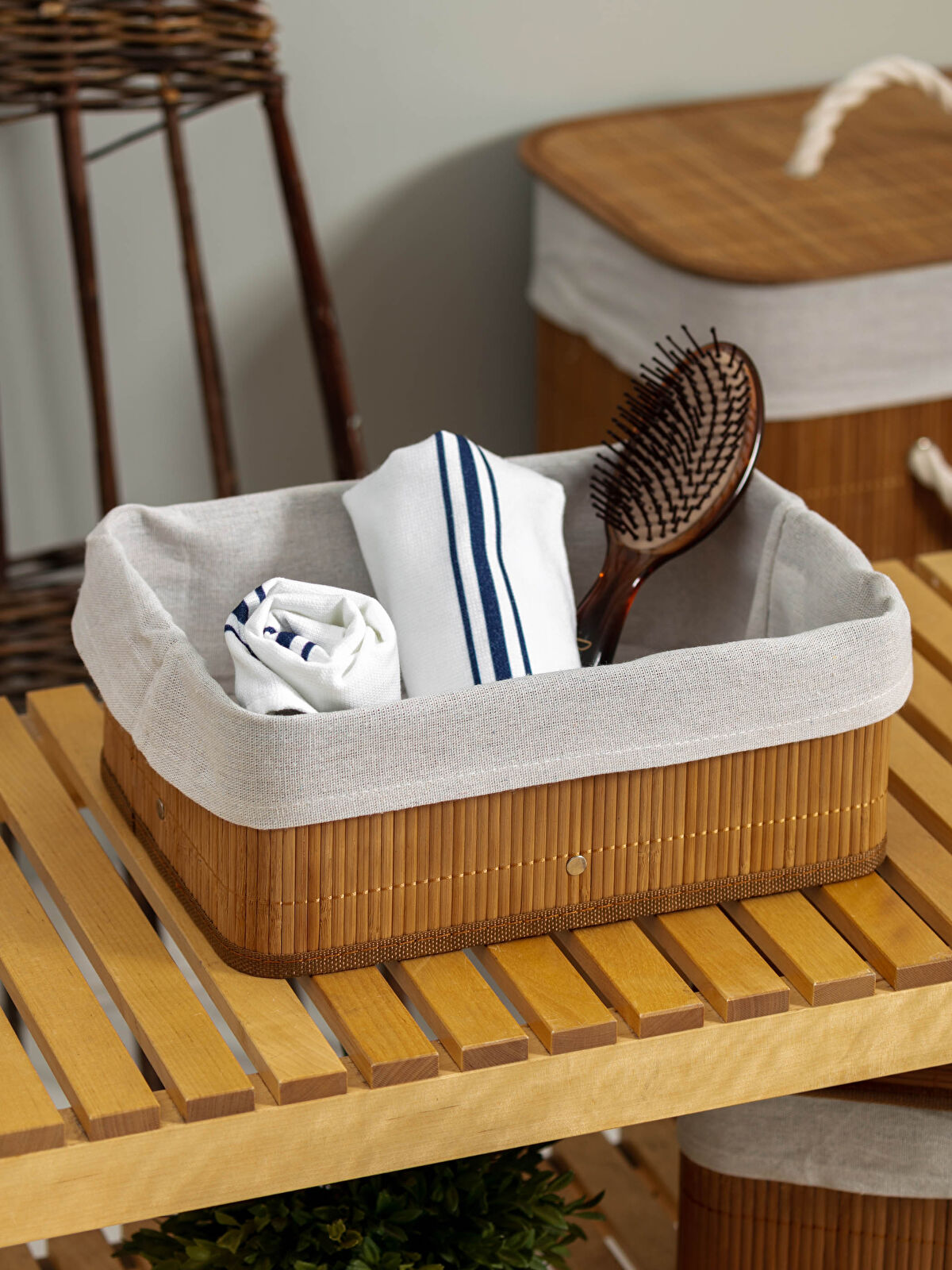 Ahşap Organizer 30x22x12 Cm Ahşap Organizer 30x22x12 Cm