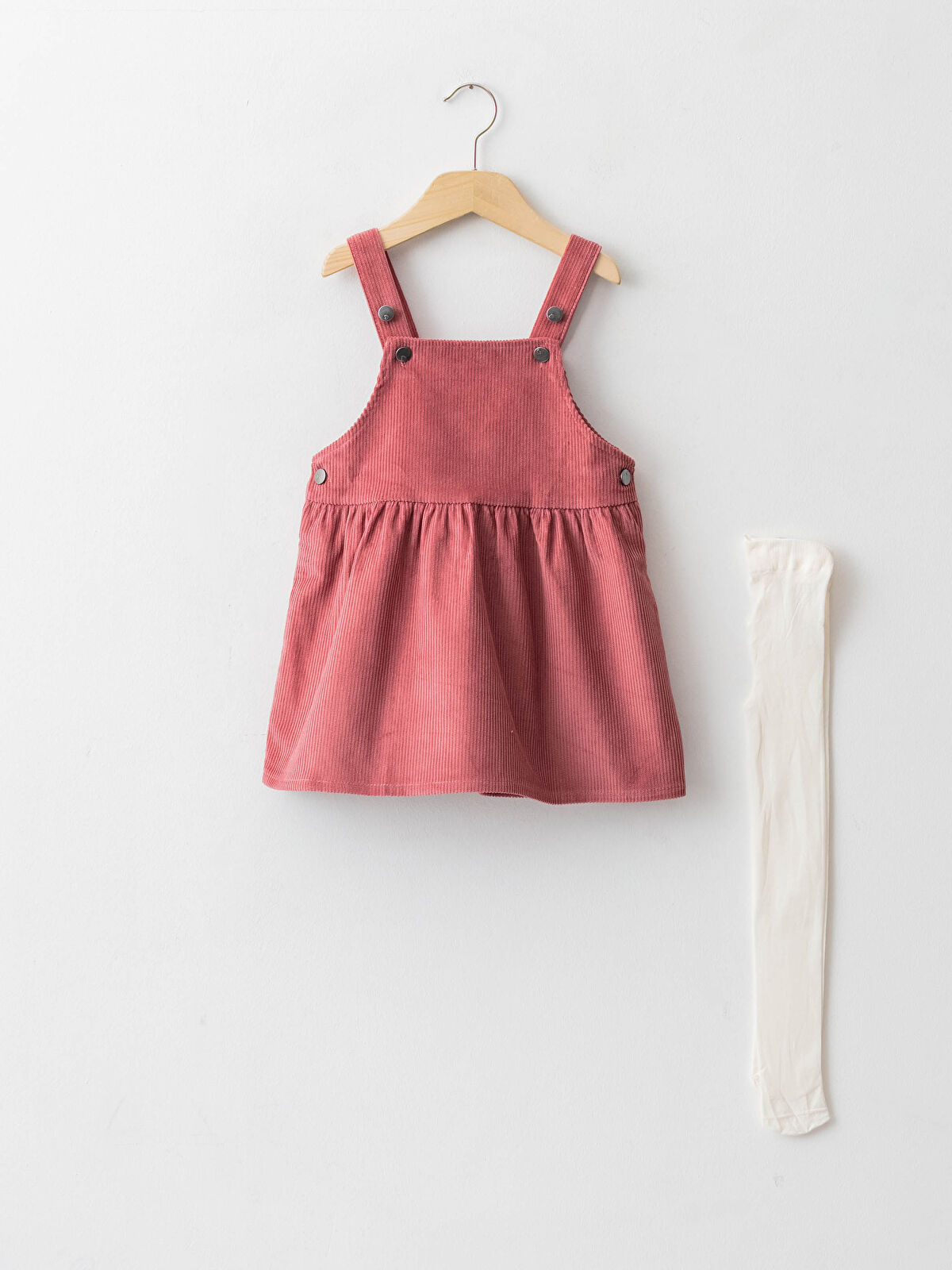 Kare Yaka Askılı Kadife Kız Bebek Elbise ve Külotlu Çorap 2'li Takım