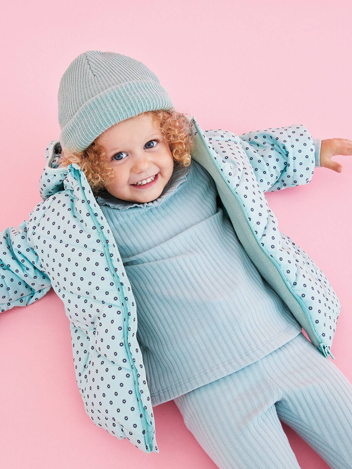 Bisiklet Yaka Uzun Kol Kendinden Desenli Kız Bebek Tişört