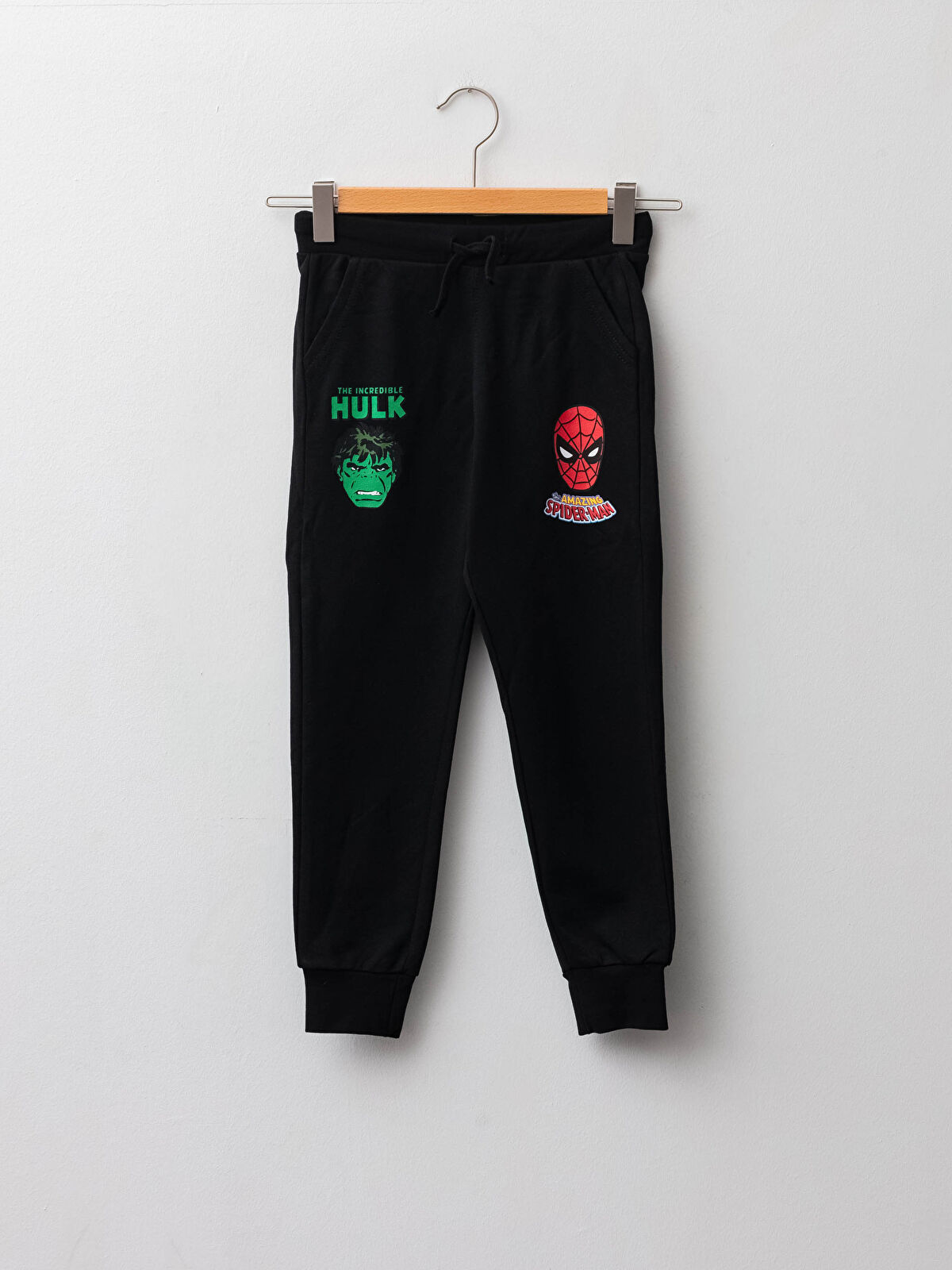 Beli Lastikli Avengers Baskılı Erkek Çocuk Jogger Eşofman Altı