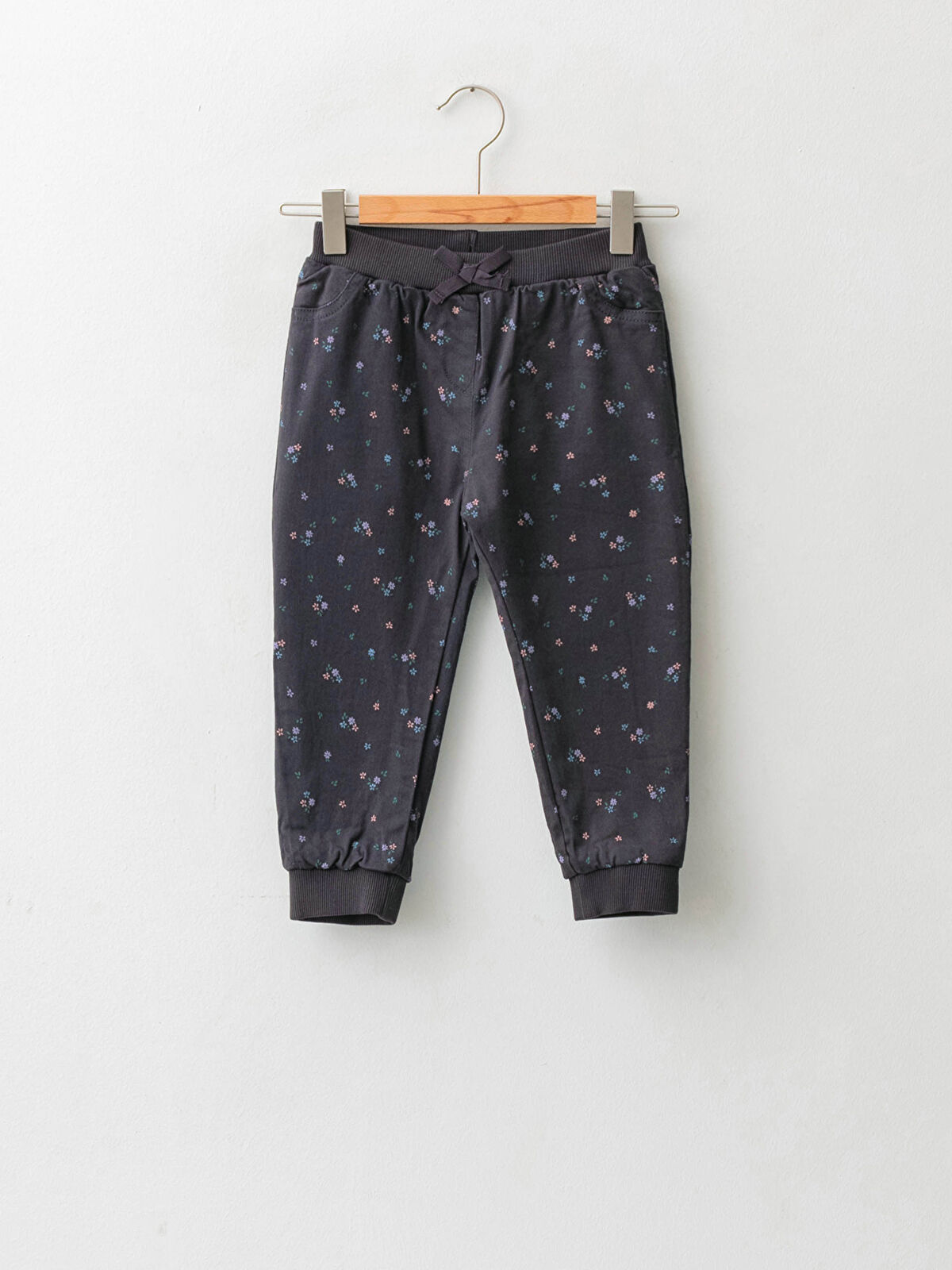 Beli Lastikli Desenli Gabardin Kız Bebek Astarlı Jogger Pantolon