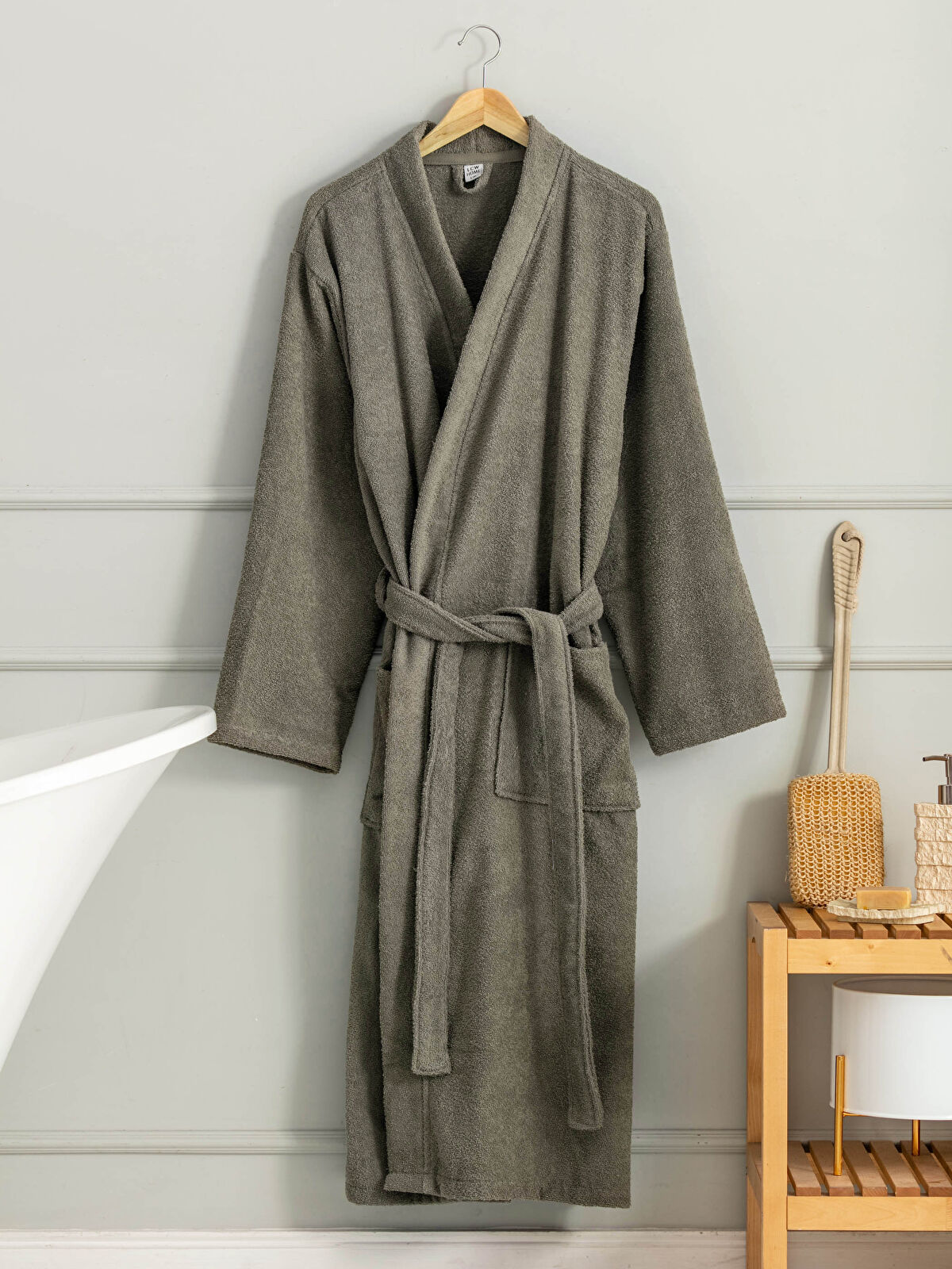 Düz Uzun Şal Yaka Erkek Bornoz