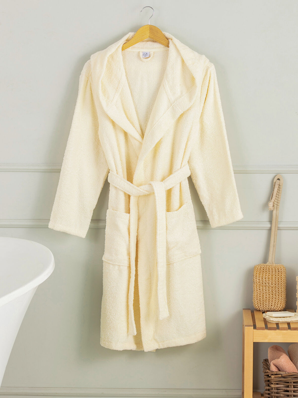 Kapüşon Yaka Kadın Bornoz