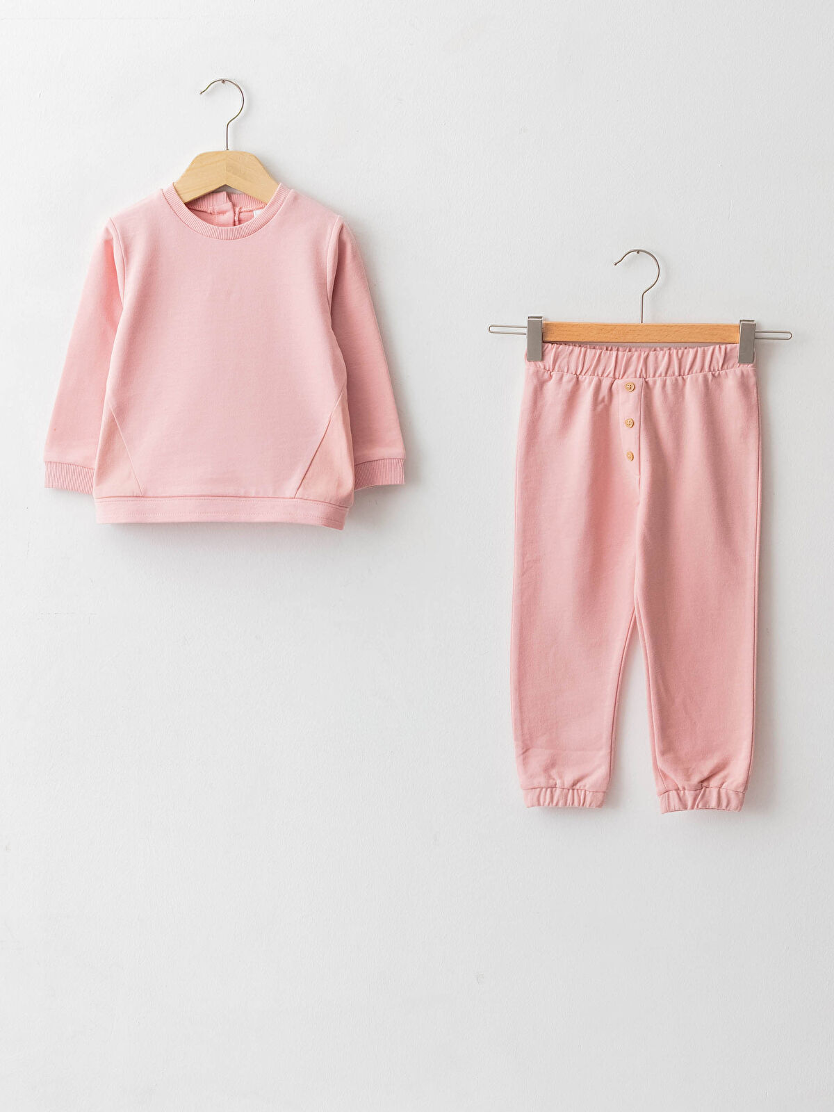 Bisiklet Yaka Uzun Kollu Basic Pamuklu Kız Bebek Sweatshirt ve Pantolon 2'li Takım Bisiklet Yaka Uzun Kollu Basic Pamuklu Kız Bebek Sweatshirt ve Pantolon 2'li Takım