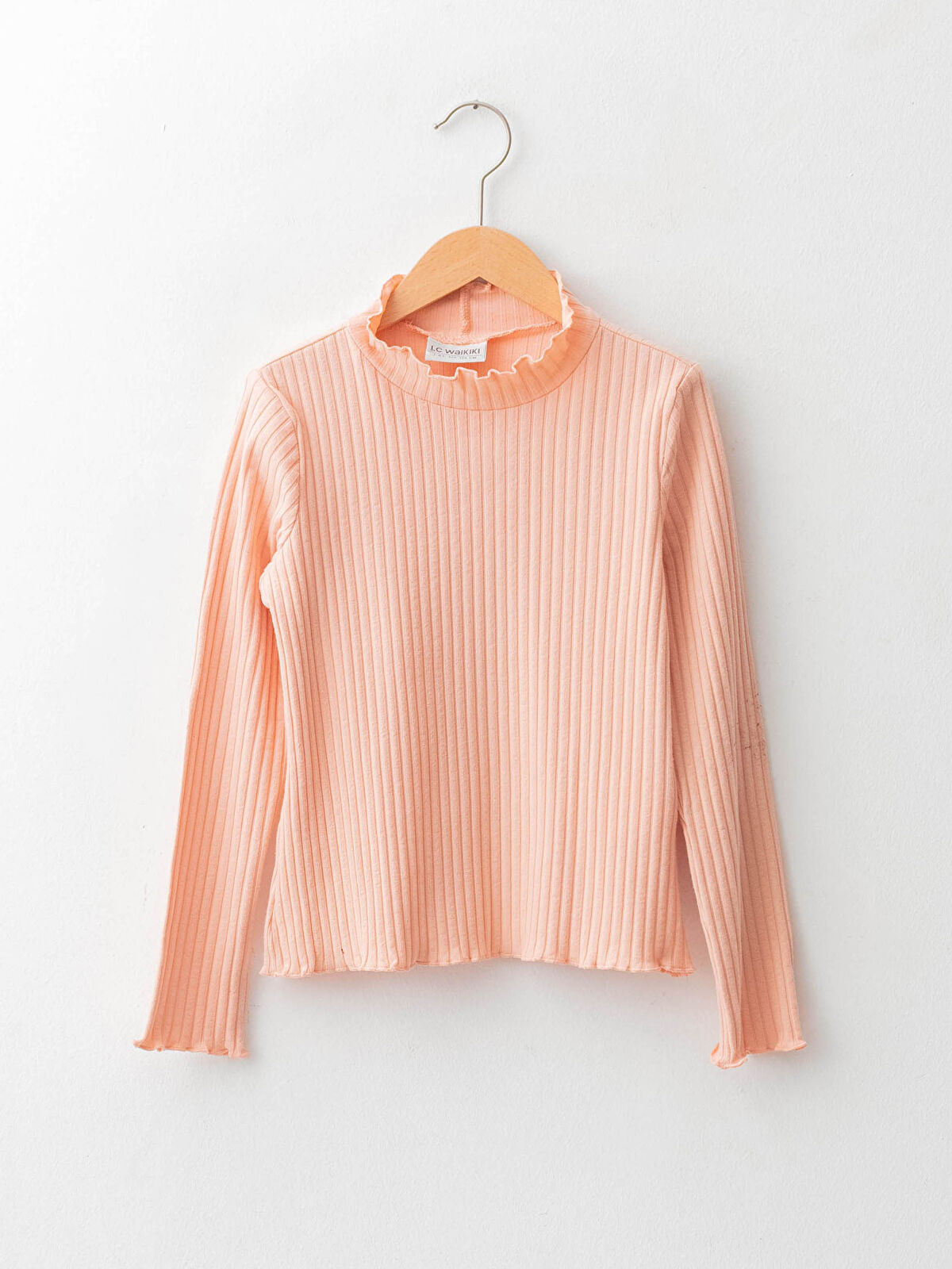 Yarım Balıkçı Yaka Kendinden Desenli Uzun Kollu Kız Çocuk Tişört