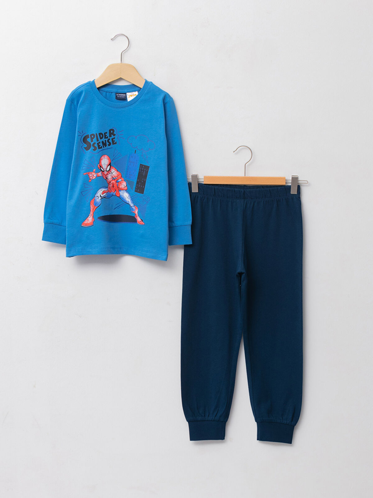 Bisiklet Yaka Spiderman Baskılı Uzun Kollu Erkek Çocuk Pijama Takımı