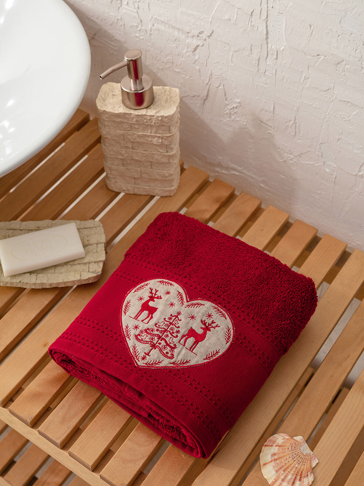 Yılbaşı Temalı Nakış Detaylı Bukle Yüz Havlusu 50x80 Cm