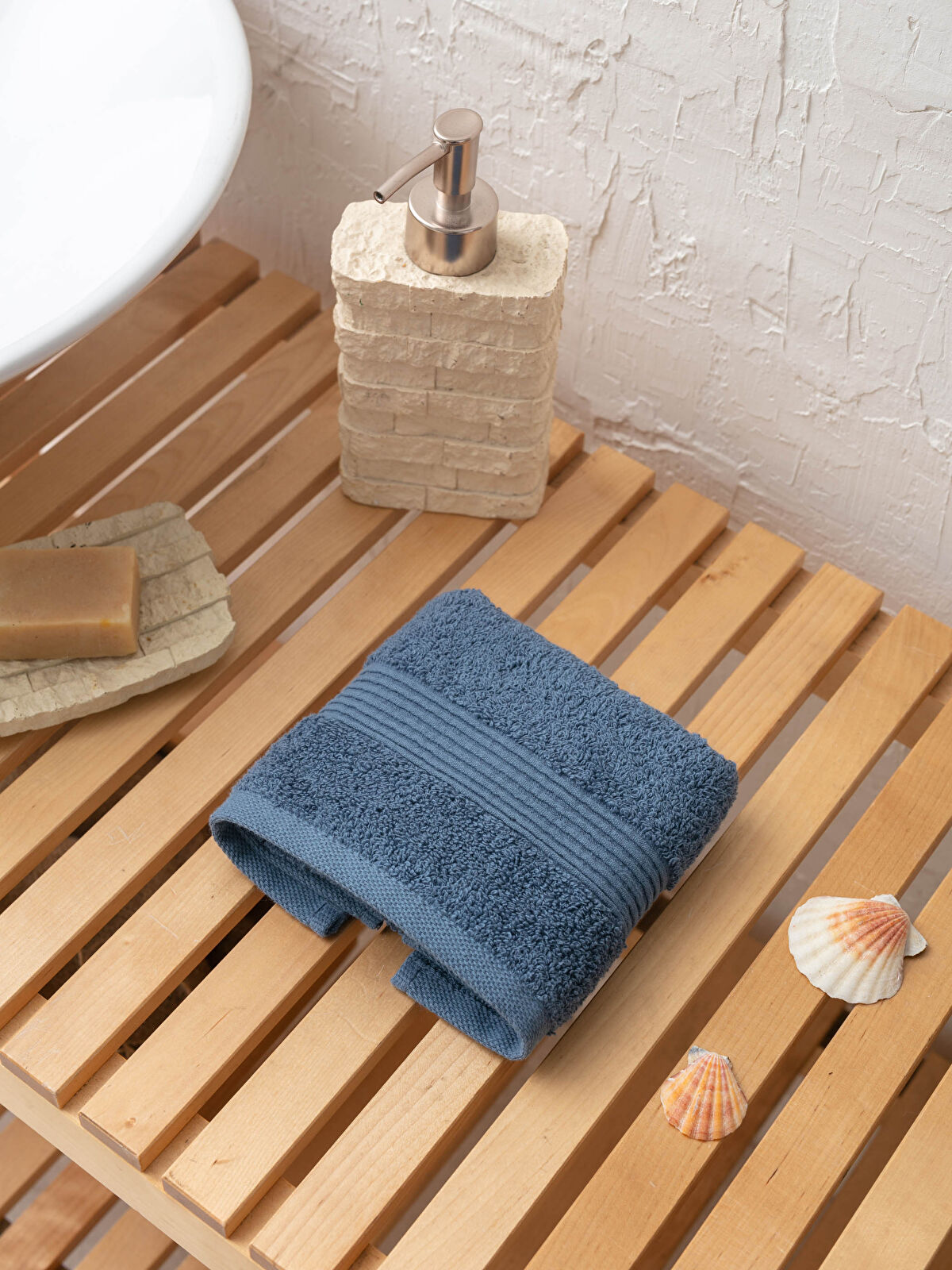 Çizgi Detaylı Düz El Havlusu 30x50 Cm