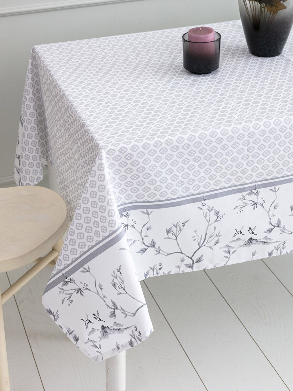 Baskılı Masa Örtüsü 150x200 Cm