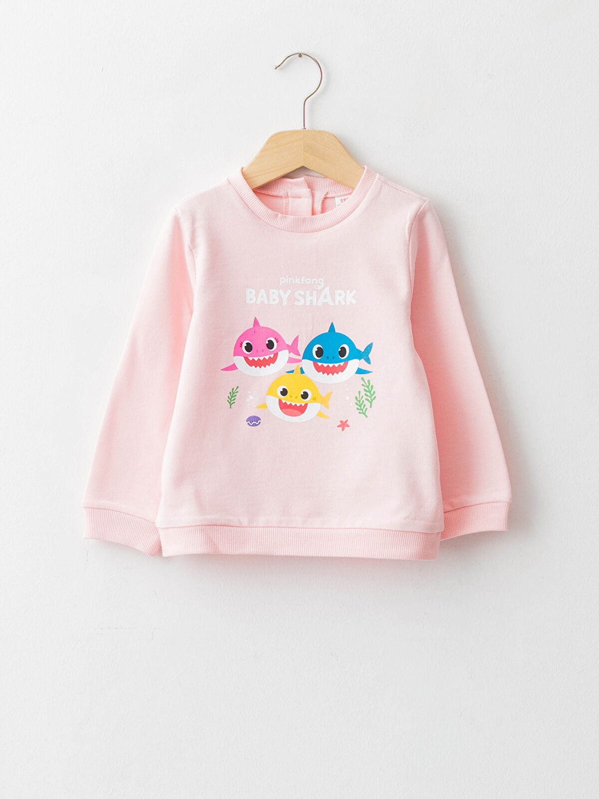 Bisiklet Yaka Uzun Kollu Baby Shark Baskılı Pamuklu Kız Bebek Sweatshirt Bisiklet Yaka Uzun Kollu Baby Shark Baskılı Pamuklu Kız Bebek Sweatshirt