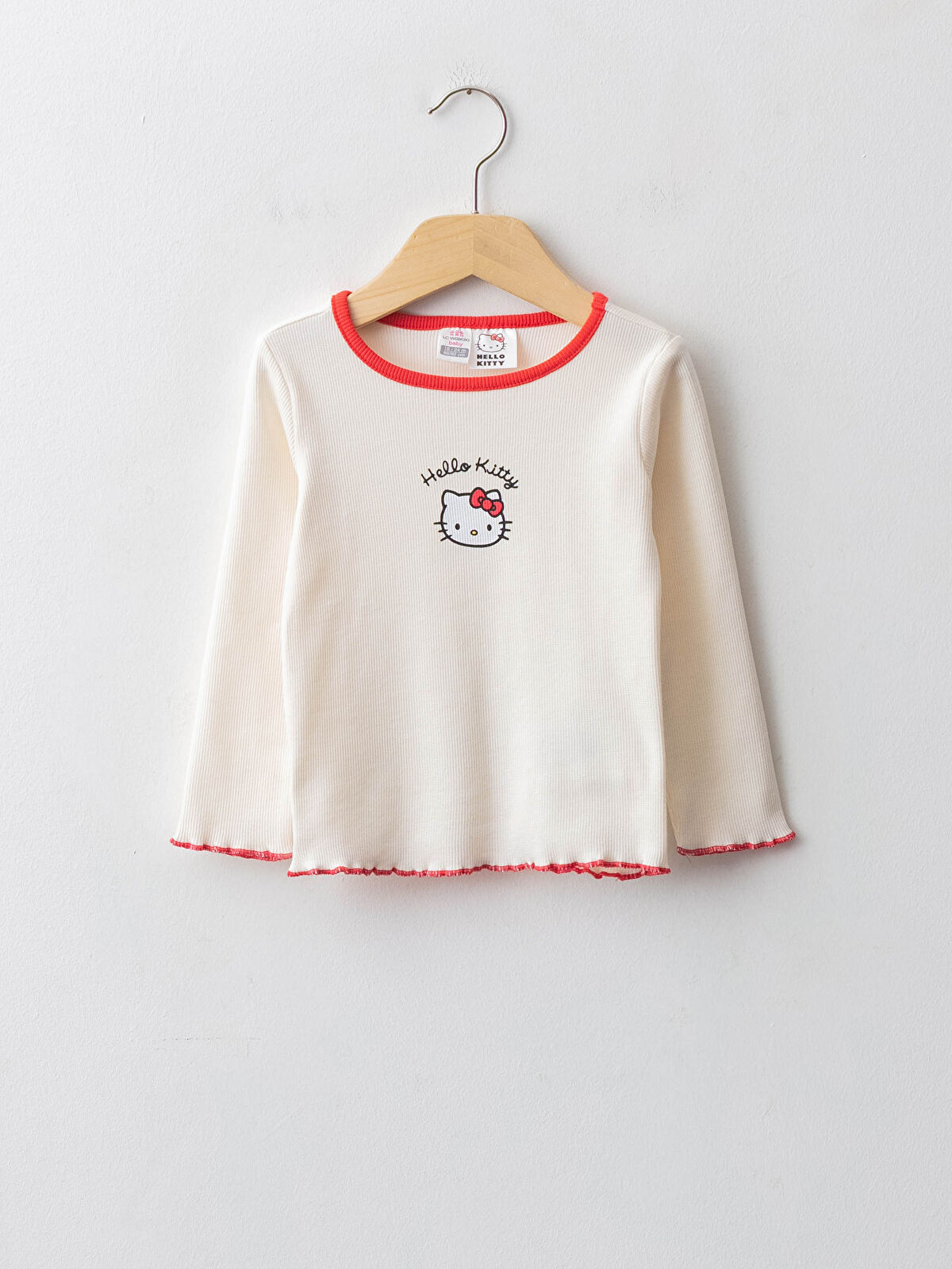 Bisiklet Yaka Uzun Kollu Hello Kitty Baskılı Kız Bebek Tişört Bisiklet Yaka Uzun Kollu Hello Kitty Baskılı Kız Bebek Tişört