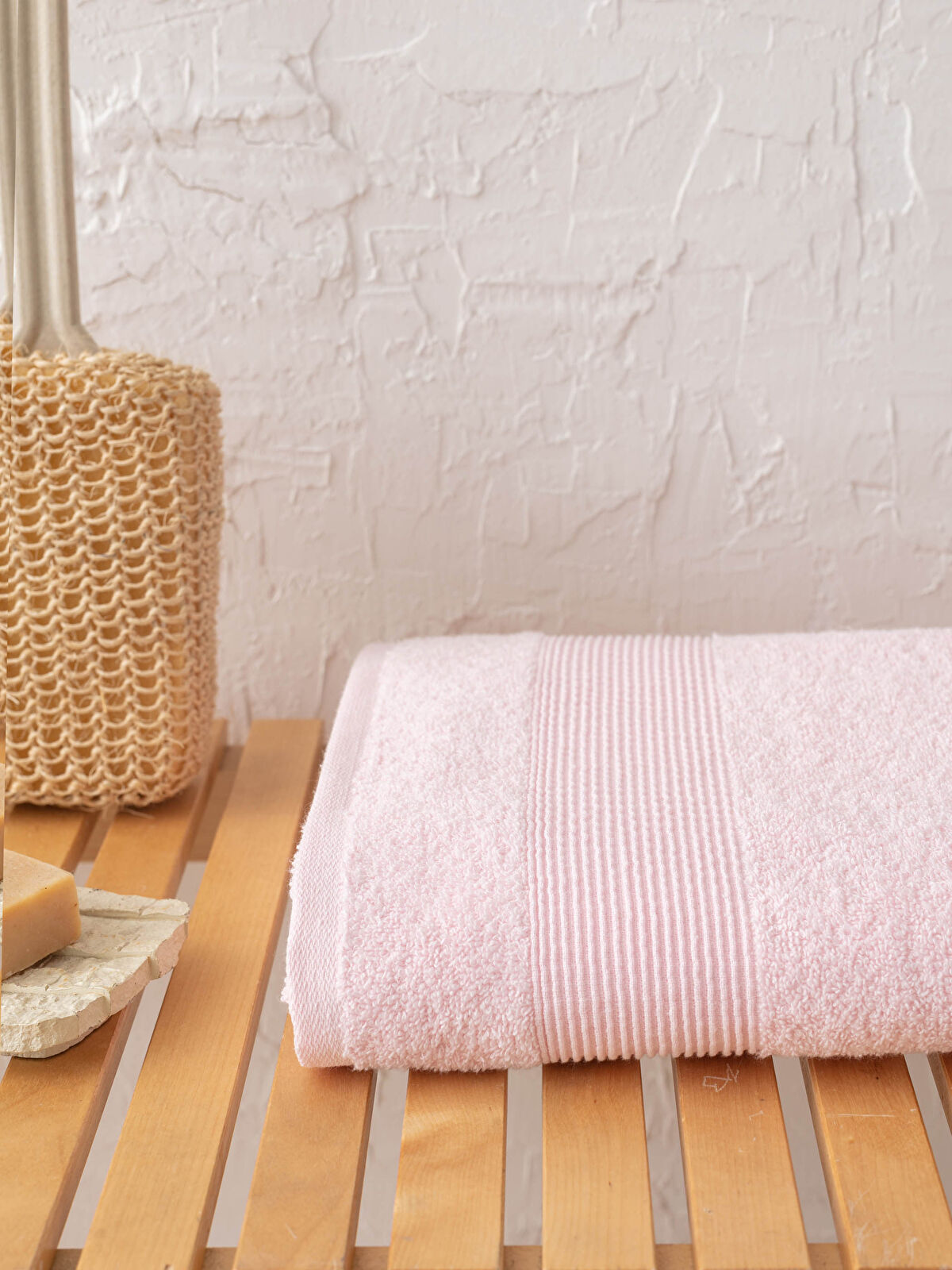 Çizgi Desenli Bukle Banyo Havlusu 70x140 Cm Çizgi Desenli Bukle Banyo Havlusu 70x140 Cm