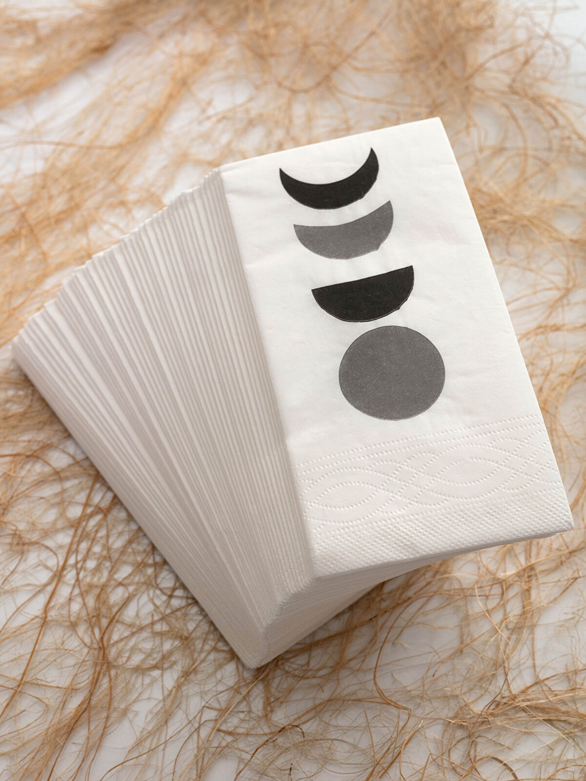 Baskılı Kağıt Peçete 100'lü 33x33 Cm Baskılı Kağıt Peçete 100'lü 33x33 Cm