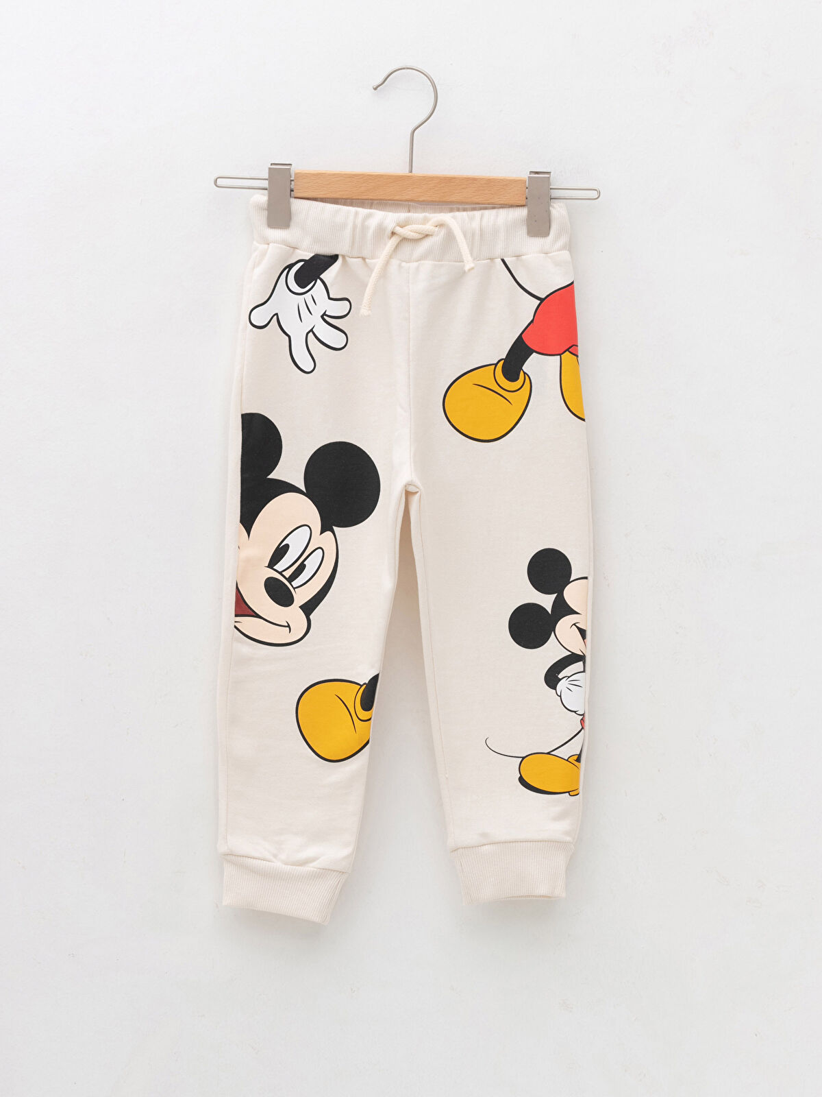 Beli Lastikli Mickey Mouse Baskılı Erkek Bebek Jogger Eşofman Alt Beli Lastikli Mickey Mouse Baskılı Erkek Bebek Jogger Eşofman Alt