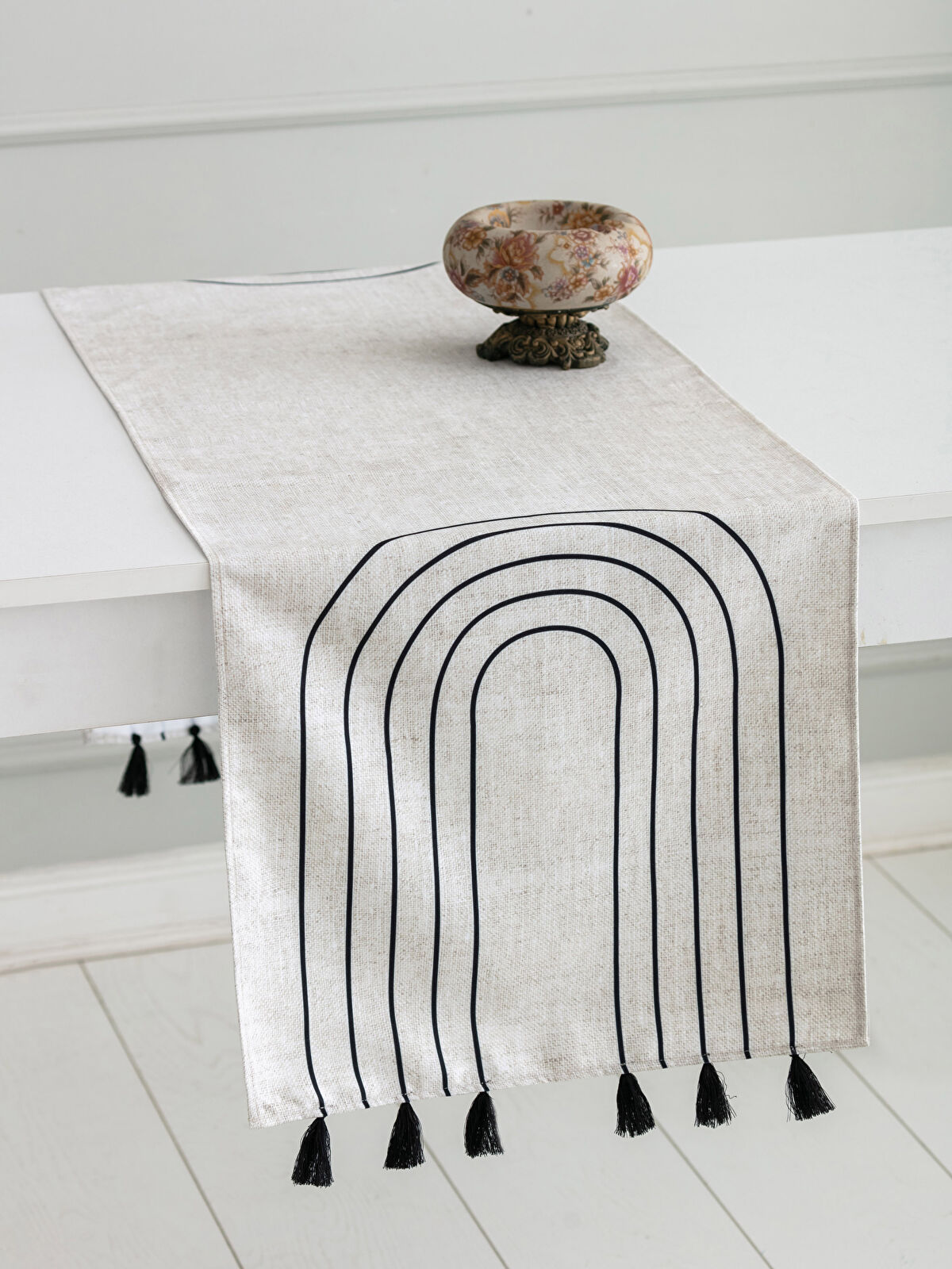 Çizgili Püsküllü Runner 45x150 Cm