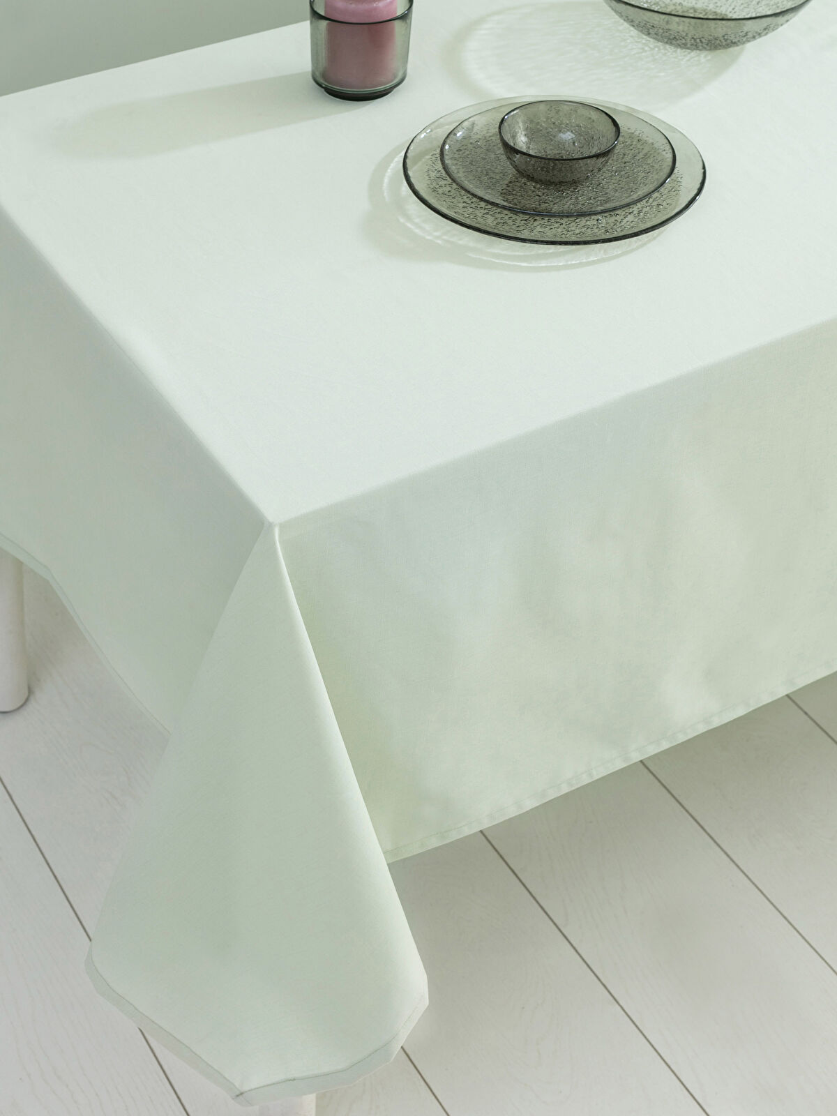 Düz Pamuk Keten Görünümlü Masa Örtüsü 150x250 Cm