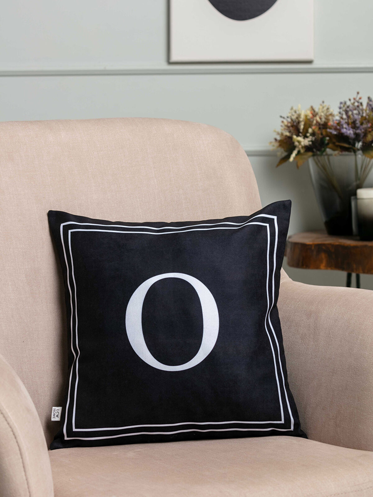 O Harfi Baskılı Petek Kırlent Kılıfı 45x45 Cm