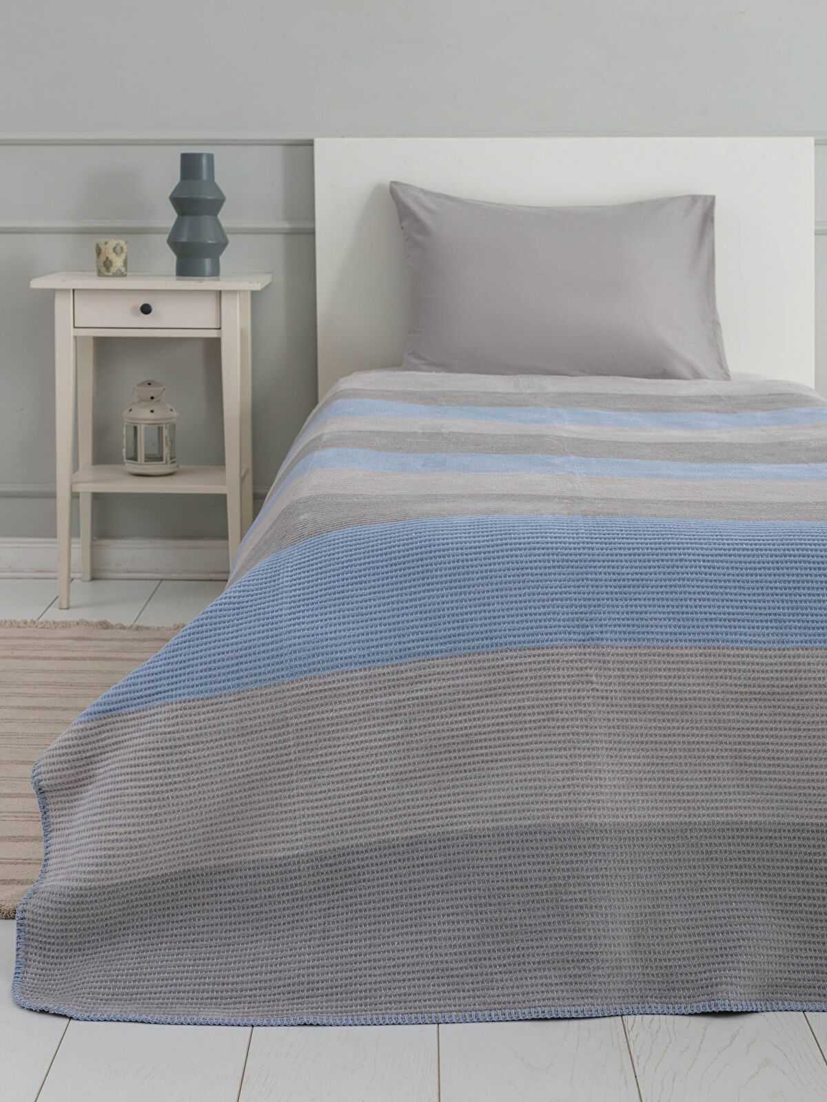 Çizgili Erkek Çocuk Battaniye 150x200 Cm