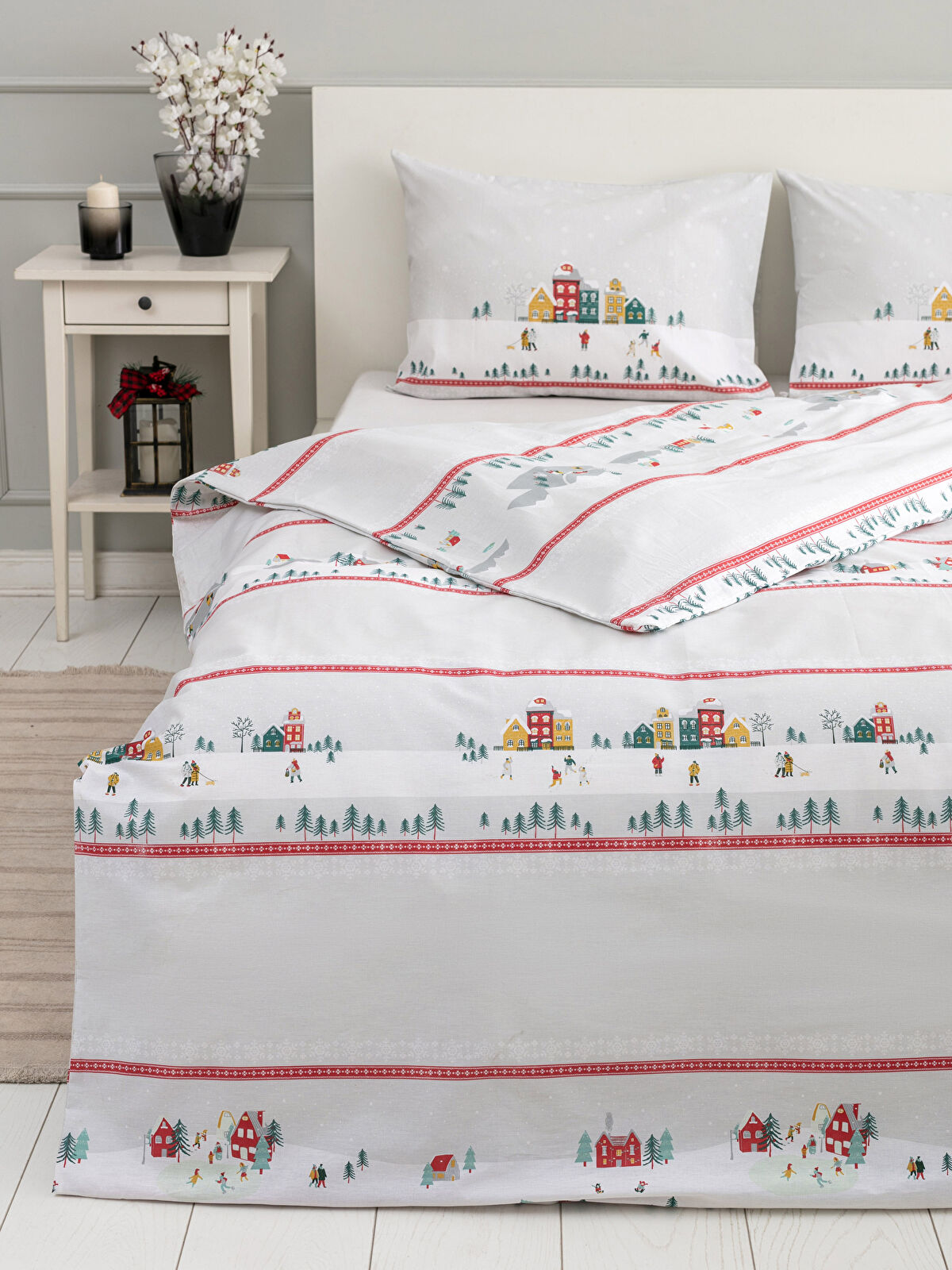 Yılbaşı Temalı Çift Kişilik Baskılı Dokuma Nevresim ve Yastık Kılıfı Yılbaşı Temalı Çift Kişilik Baskılı Dokuma Nevresim ve Yastık Kılıfı