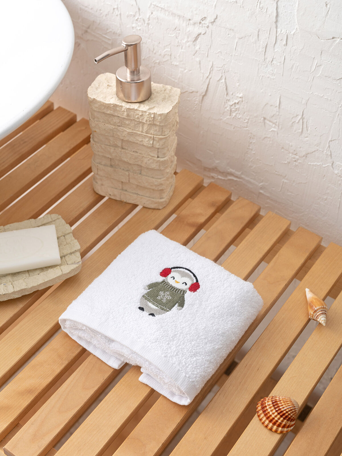 Nakış Detaylı Bukle El Havlusu 30x50 Cm