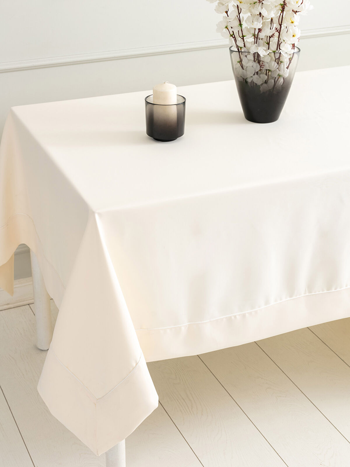 Keten Görünümlü Masa Örtüsü 150x250 Cm