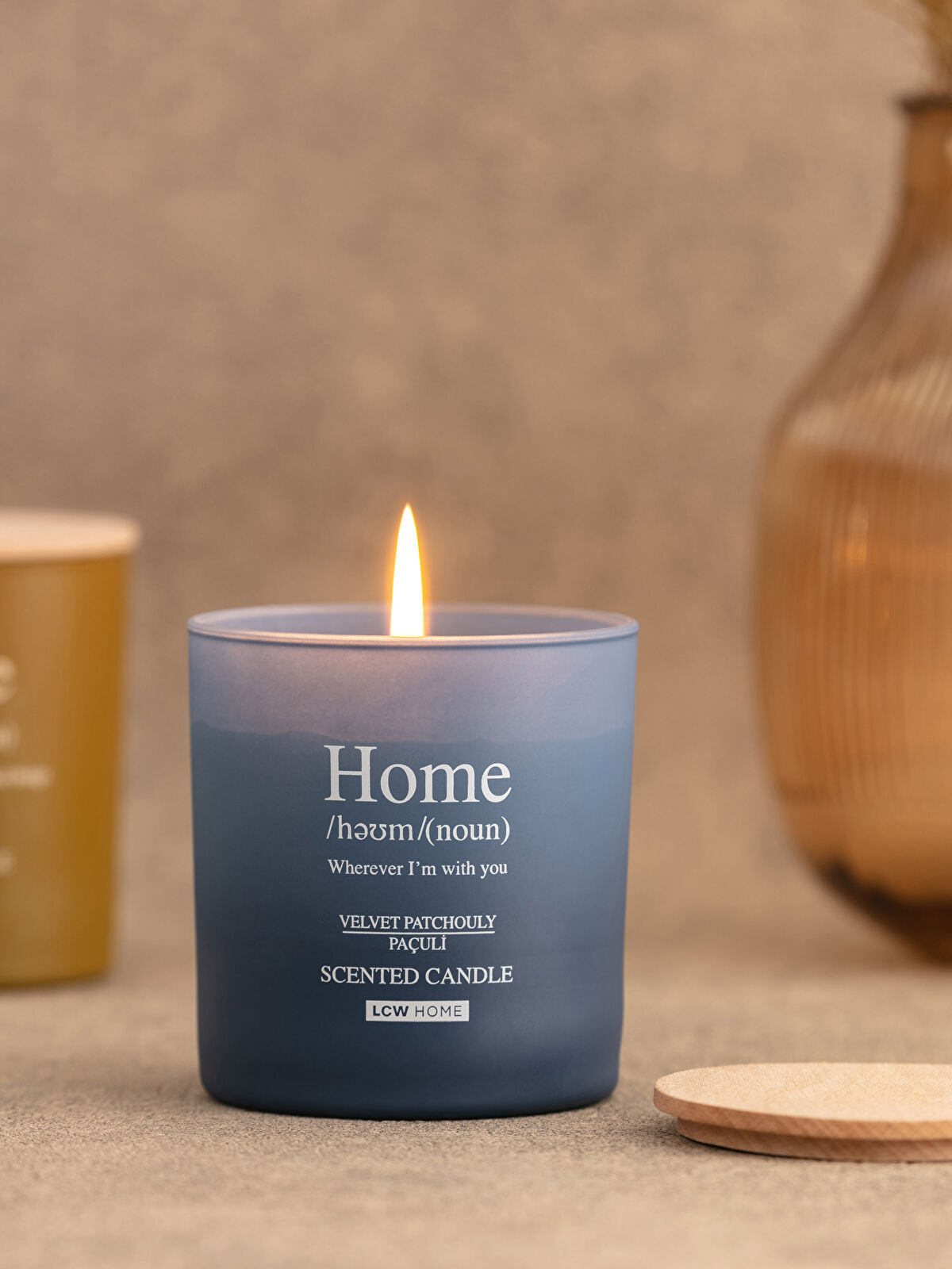 Yazı Baskılı Paçuli Kokulu Kapaklı Dekoratif Mum 210 Gr