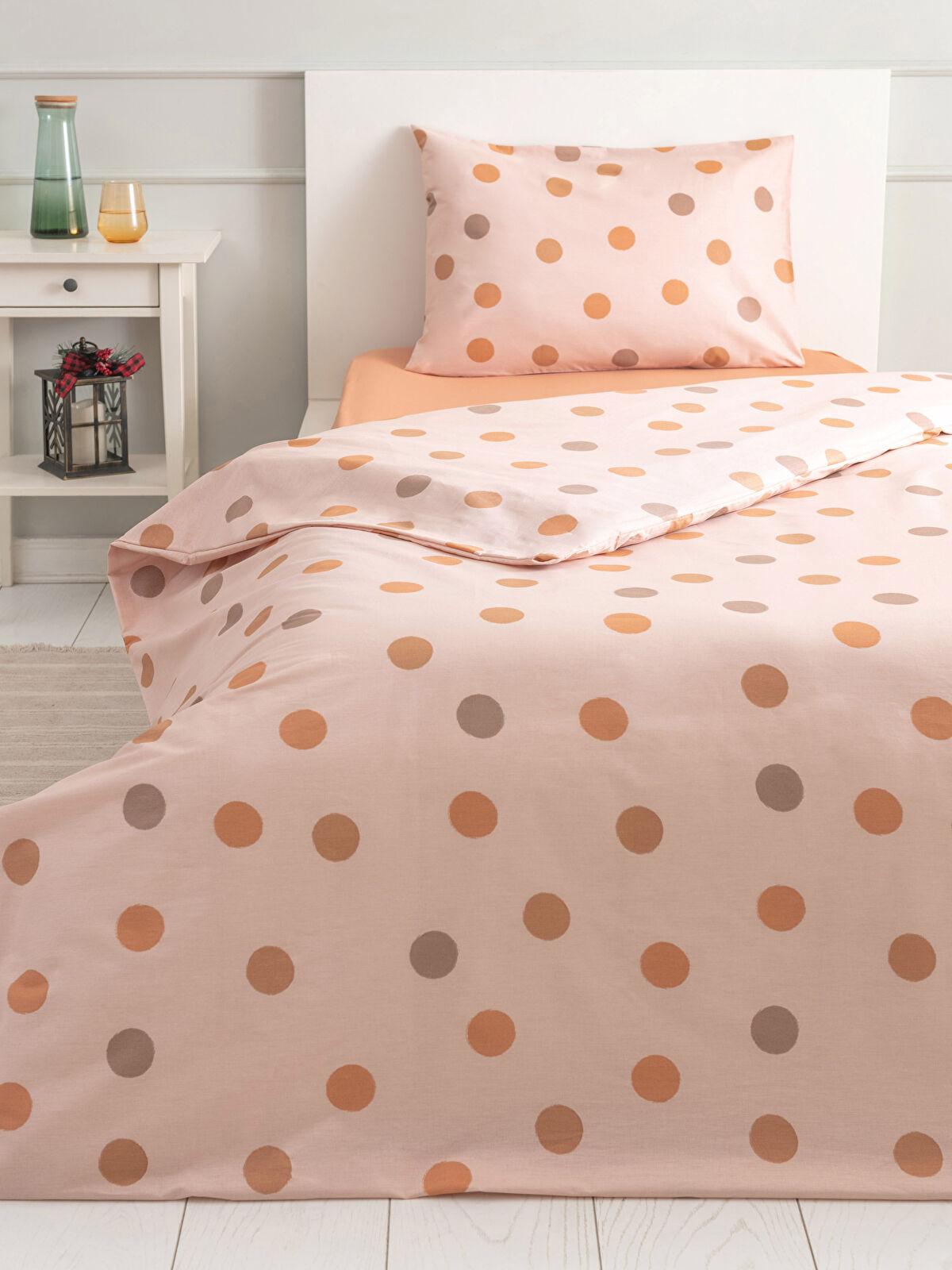 Puantiye Desenli Dokuma Kız Çocuk Nevresim Takımı