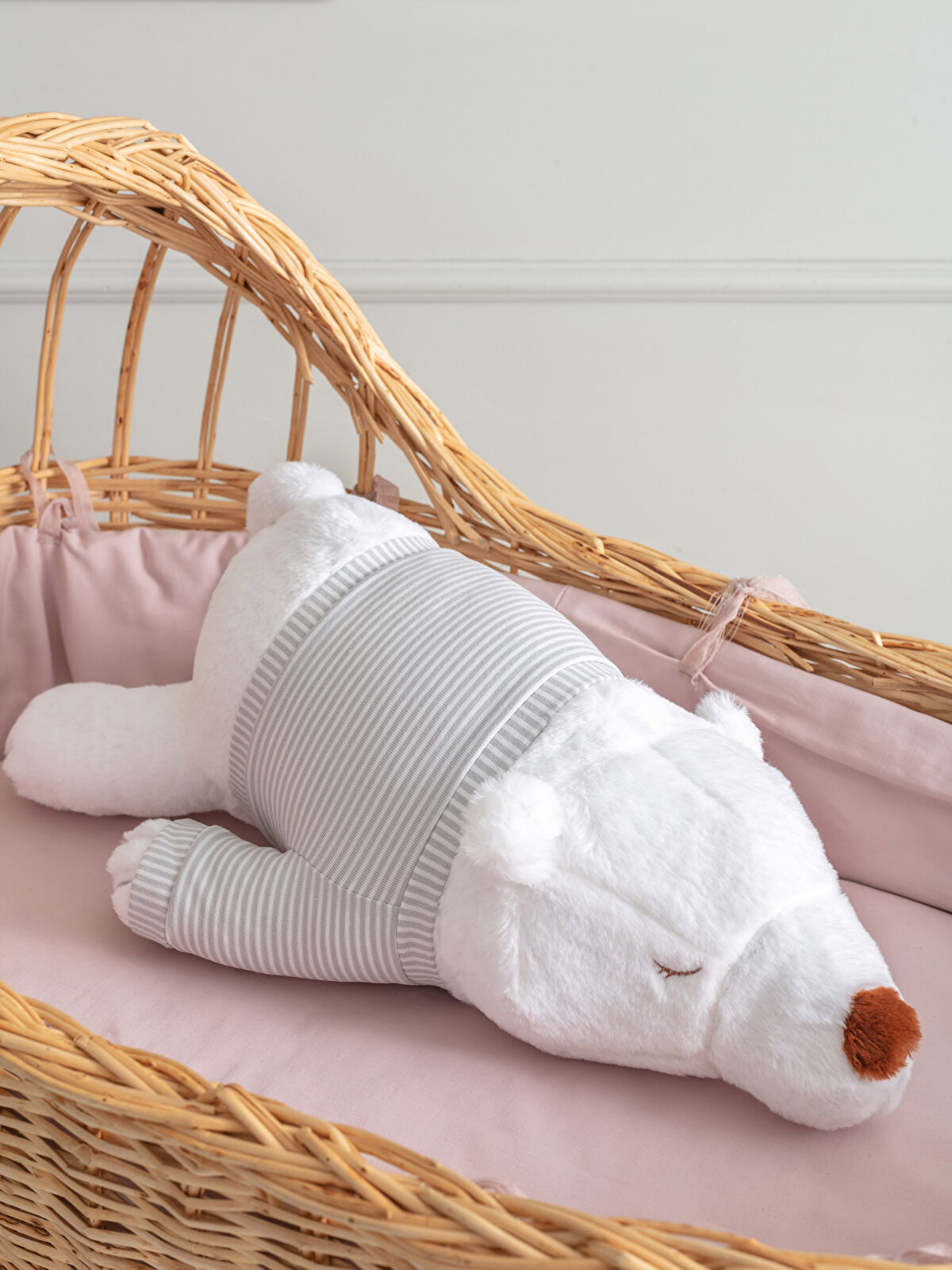 Nakış Detaylı Dolgulu Pelüş Ayı Kırlent