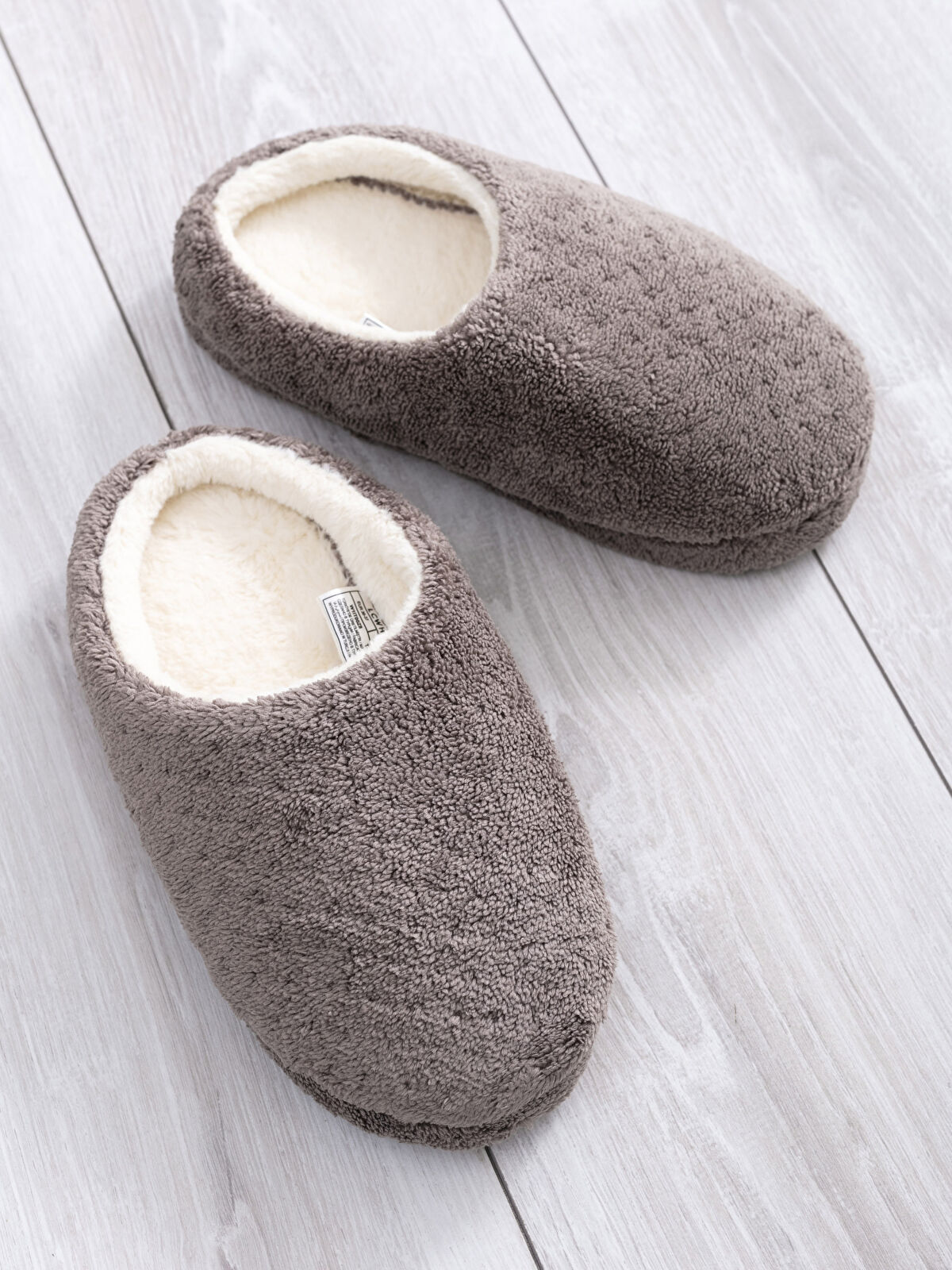 Önü Kapalı Erkek Ev Terliği