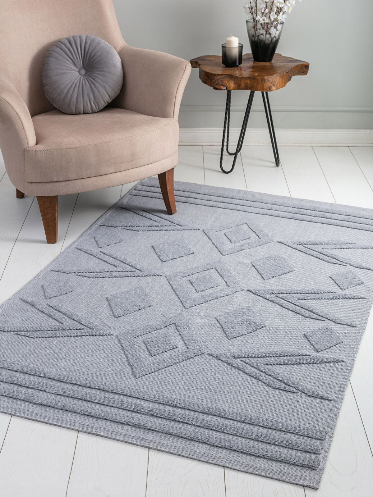 Etnik Desenli Halı 120x180 Cm