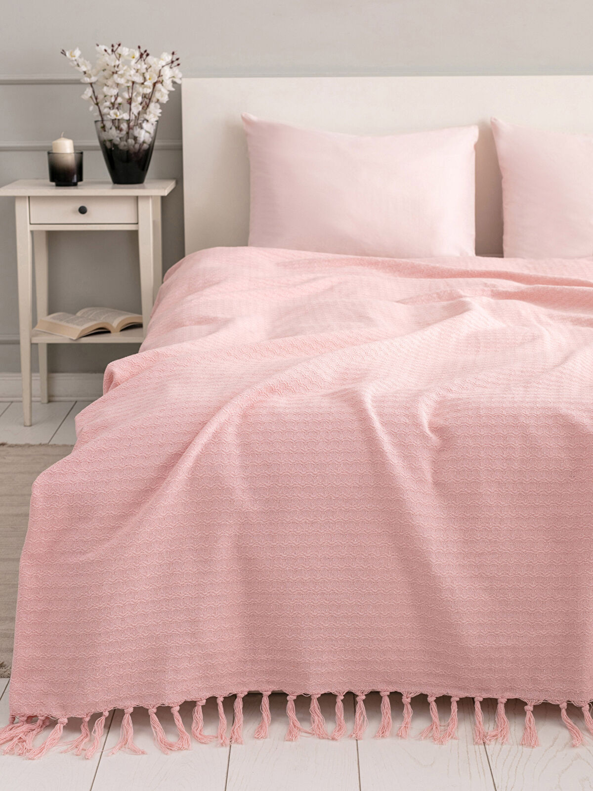 Çift Kişilik Püsküllü Yatak Örtüsü 200x230 Cm