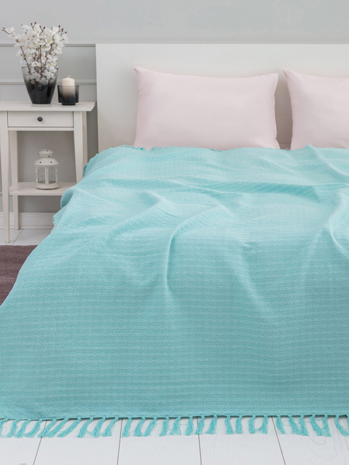 Çift Kişilik Püsküllü Yatak Örtüsü 200x230 Cm