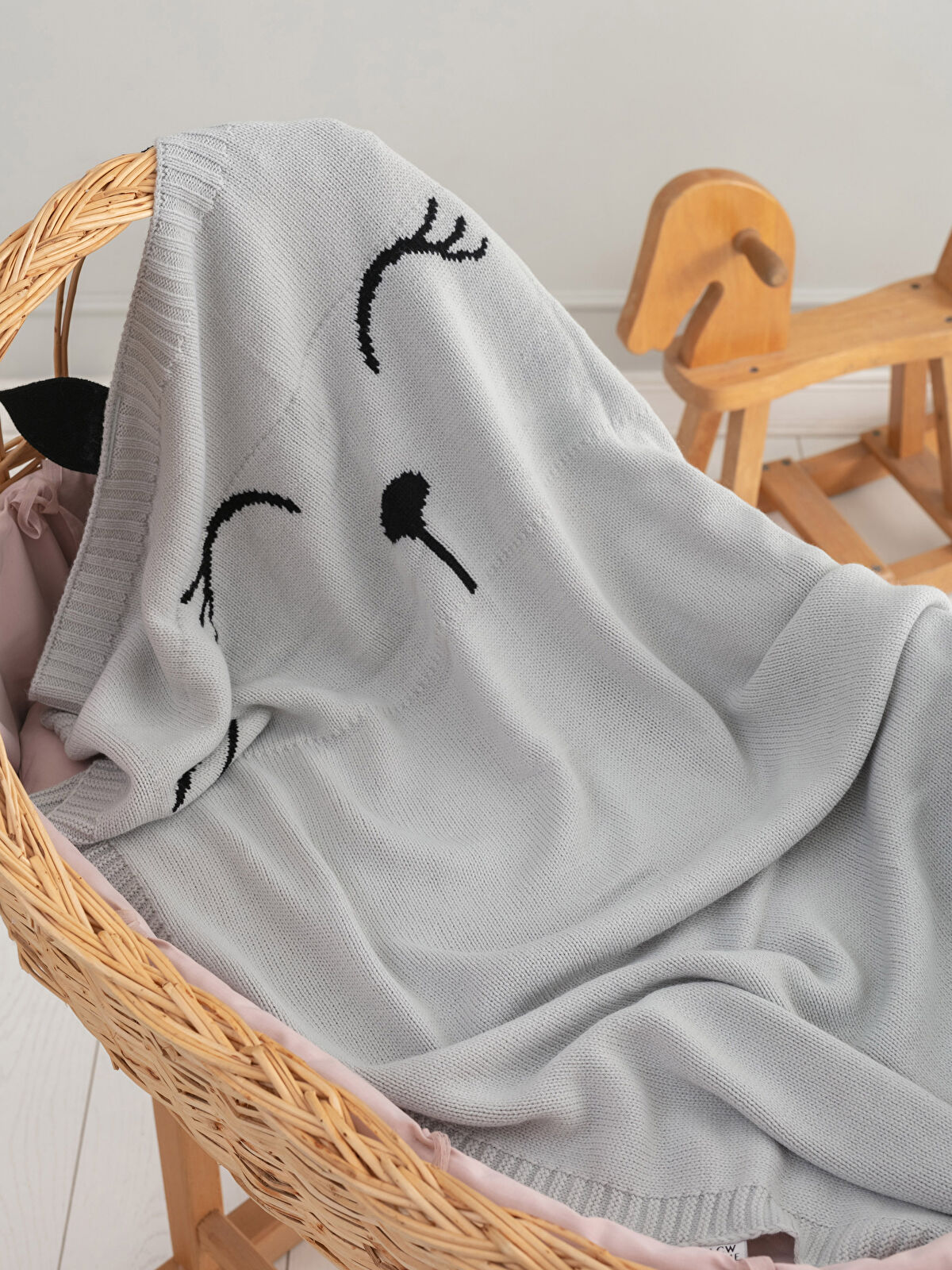 3D Aplike Detaylı Bebek Battaniyesi 80x100 Cm